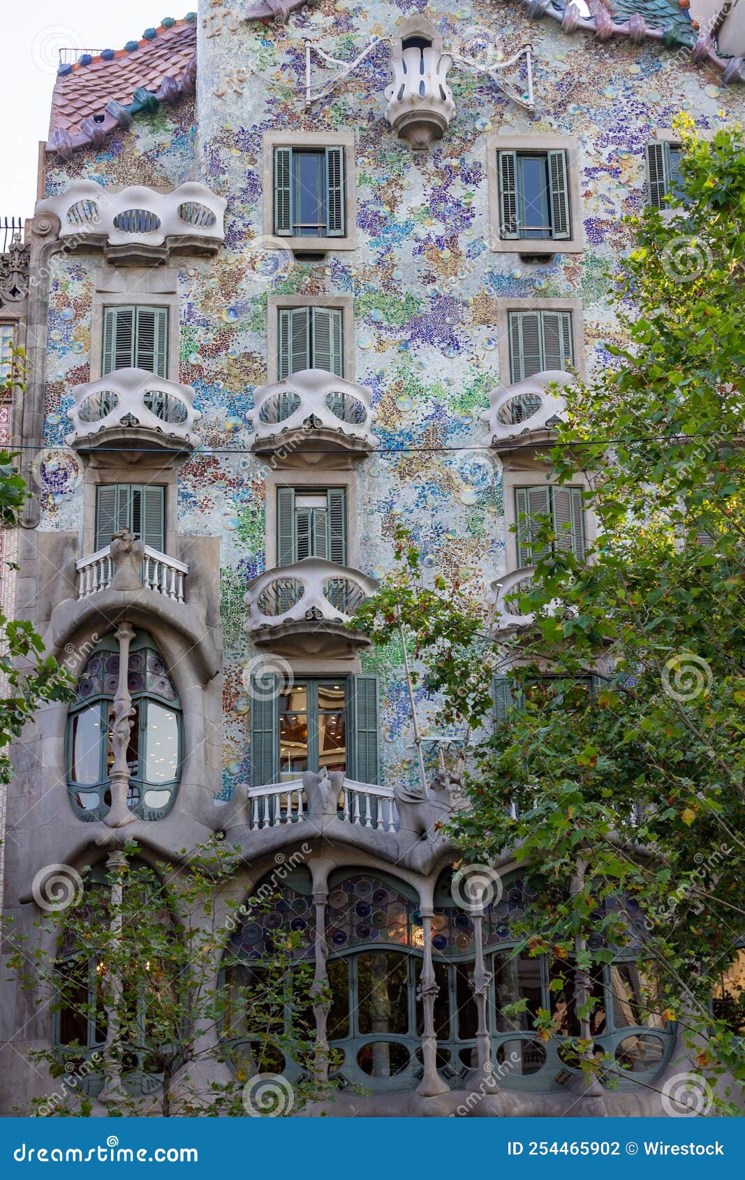Facade of the Famous Casa Batllo Editorial Photography - Image of ...