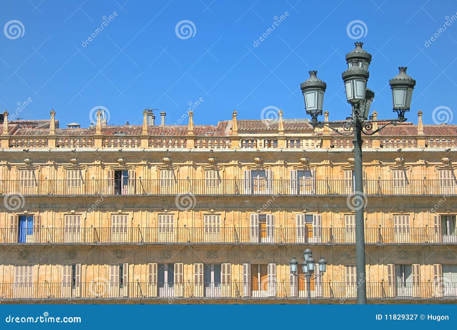 Facade old building stock image. Image of apartment, daytime - 11829327