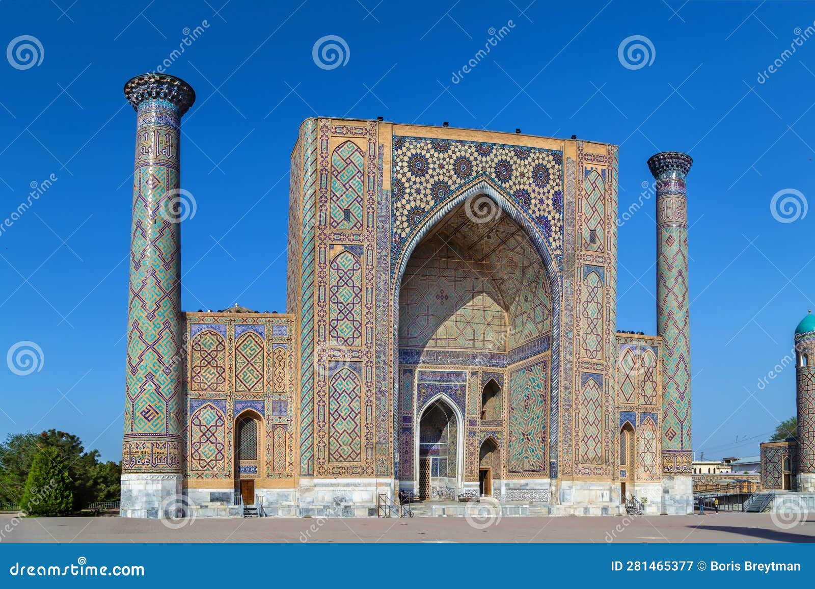 Ulugh Beg Madrasa, Samarkand, Uzbekistan Stock Image - Image of ...