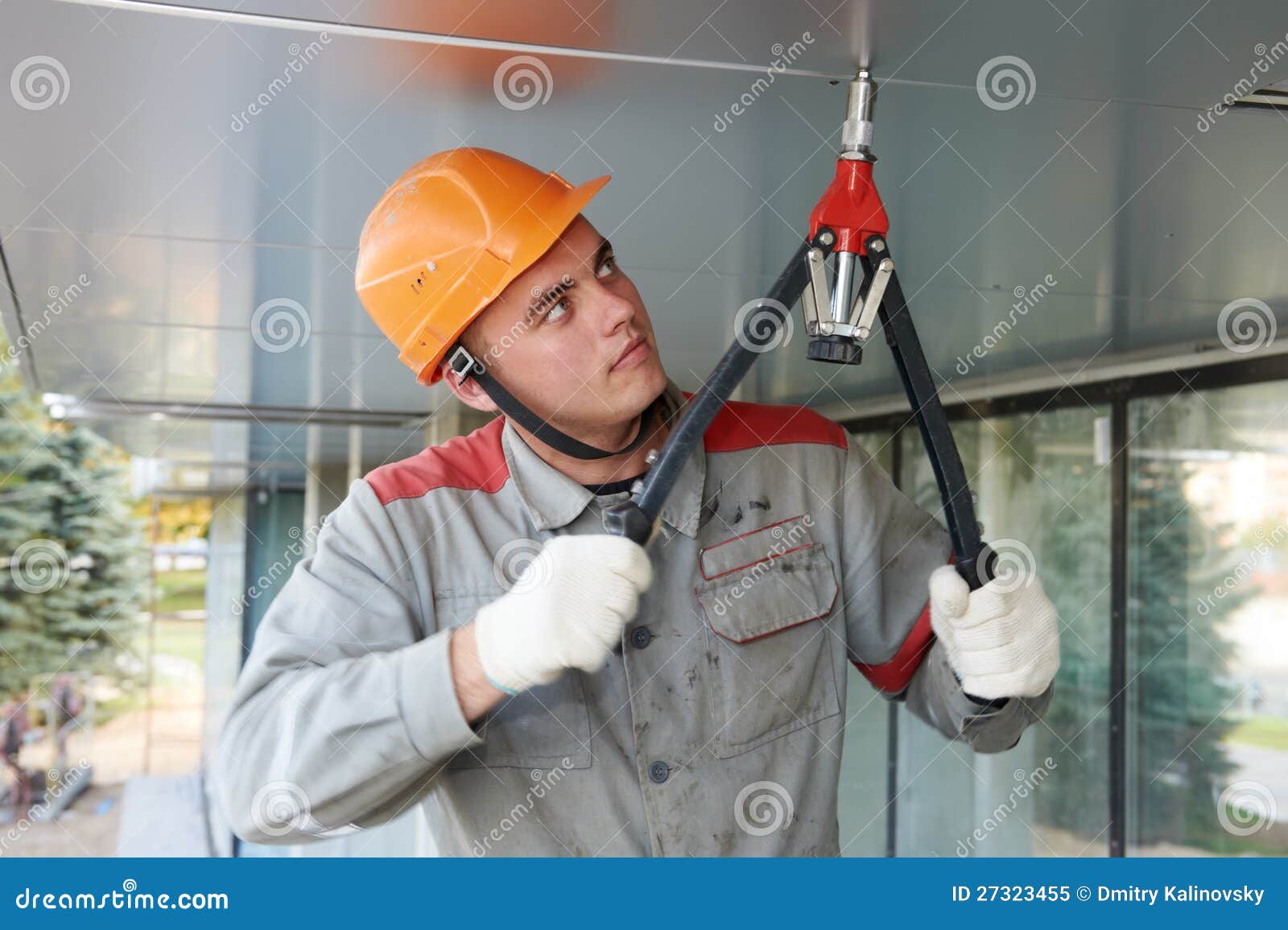 Facade Worker with Rivet Tool Stock Image - Image of facade, hammer ...