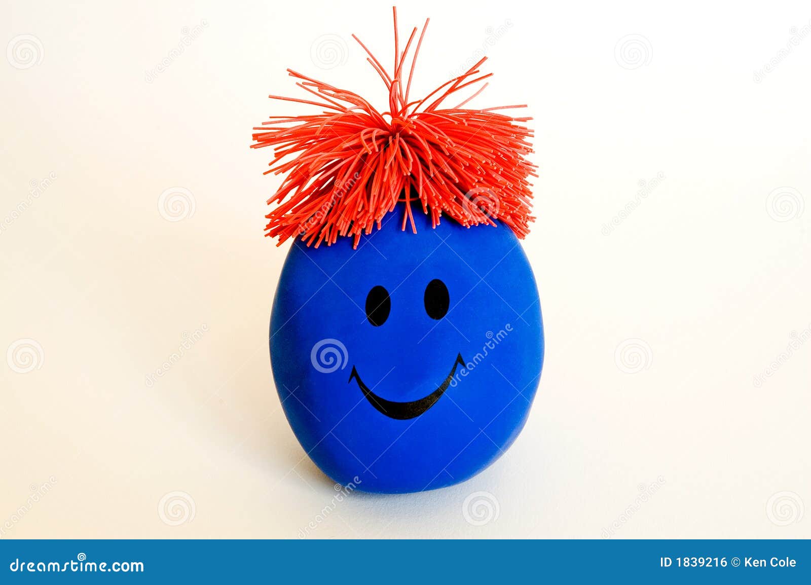 Face azul do smiley foto de stock. Imagem de sorrir, vermelho - 1839216