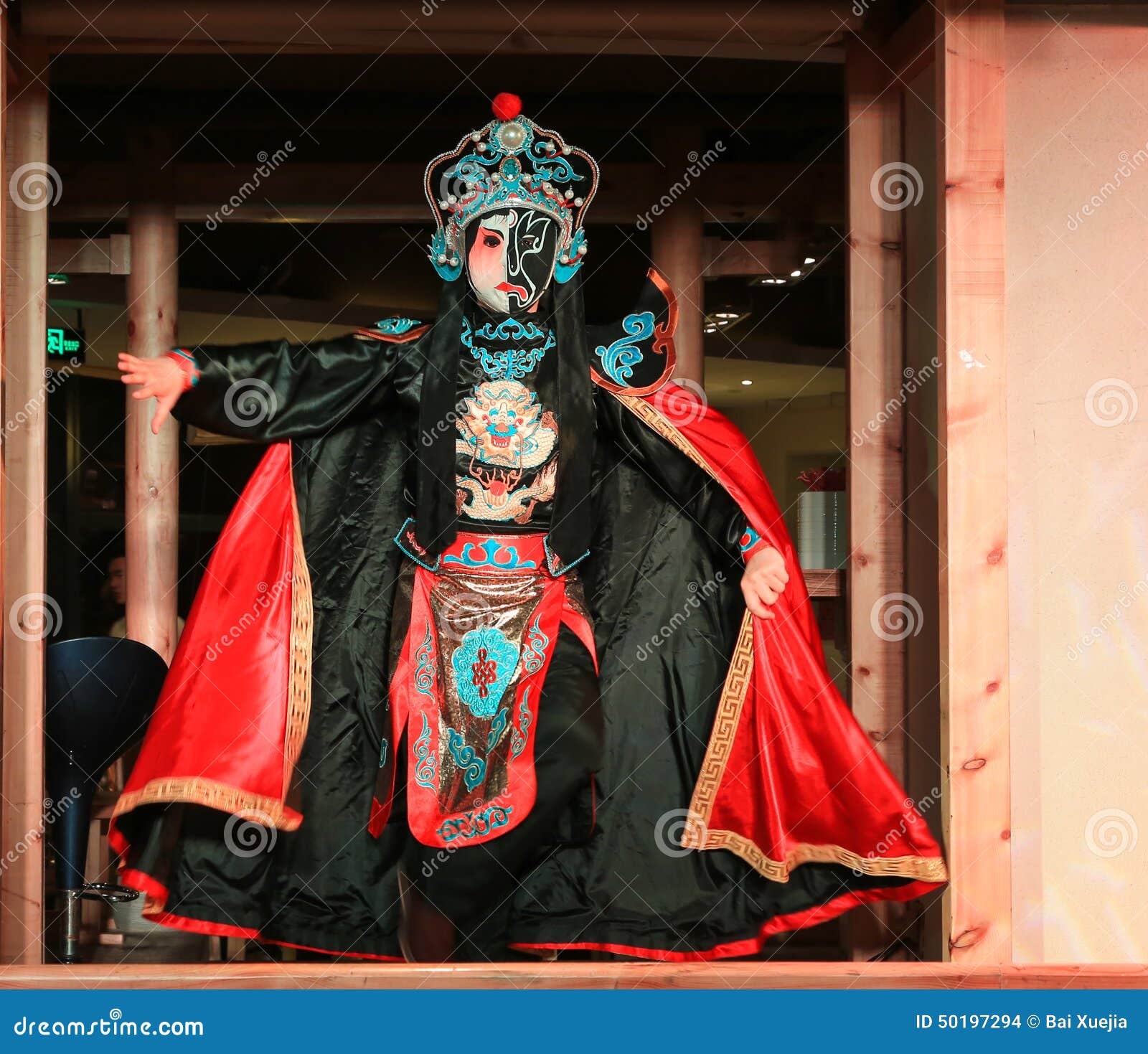 Face Changing Performance in Chengdu, China Editorial Stock Image ...