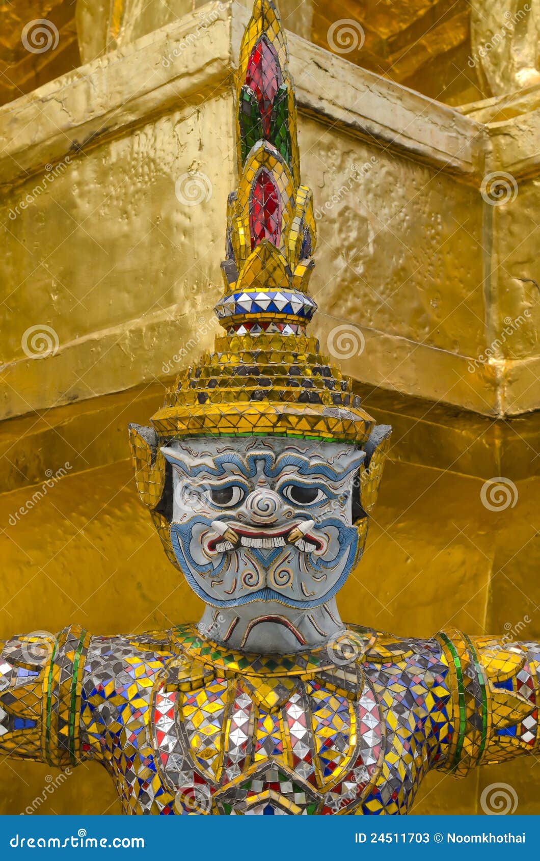 Face do gigante. imagem de stock. Imagem de tailândia - 24511703