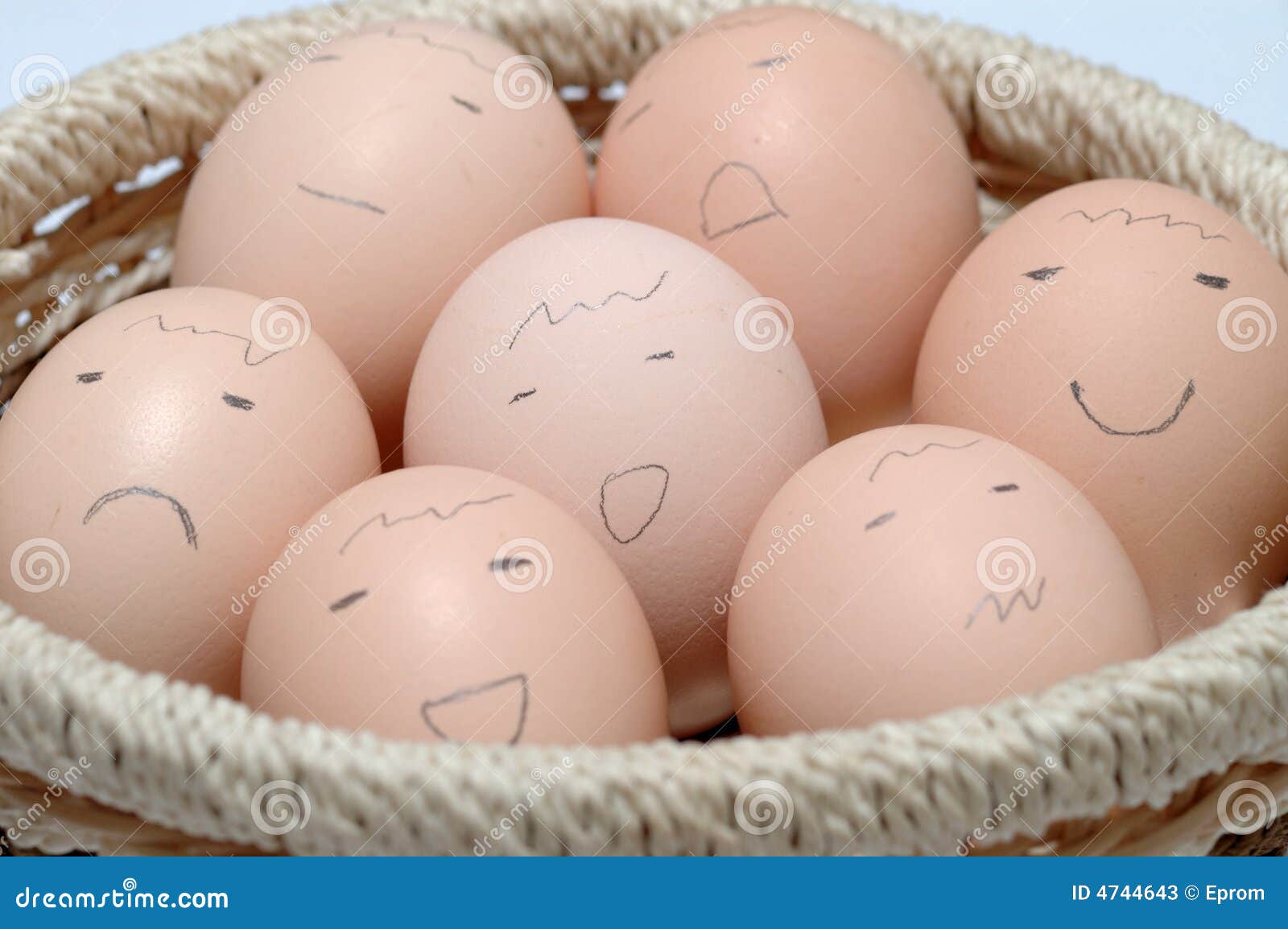 Face do ovo imagem de stock. Imagem de cara, divertimento - 4744643