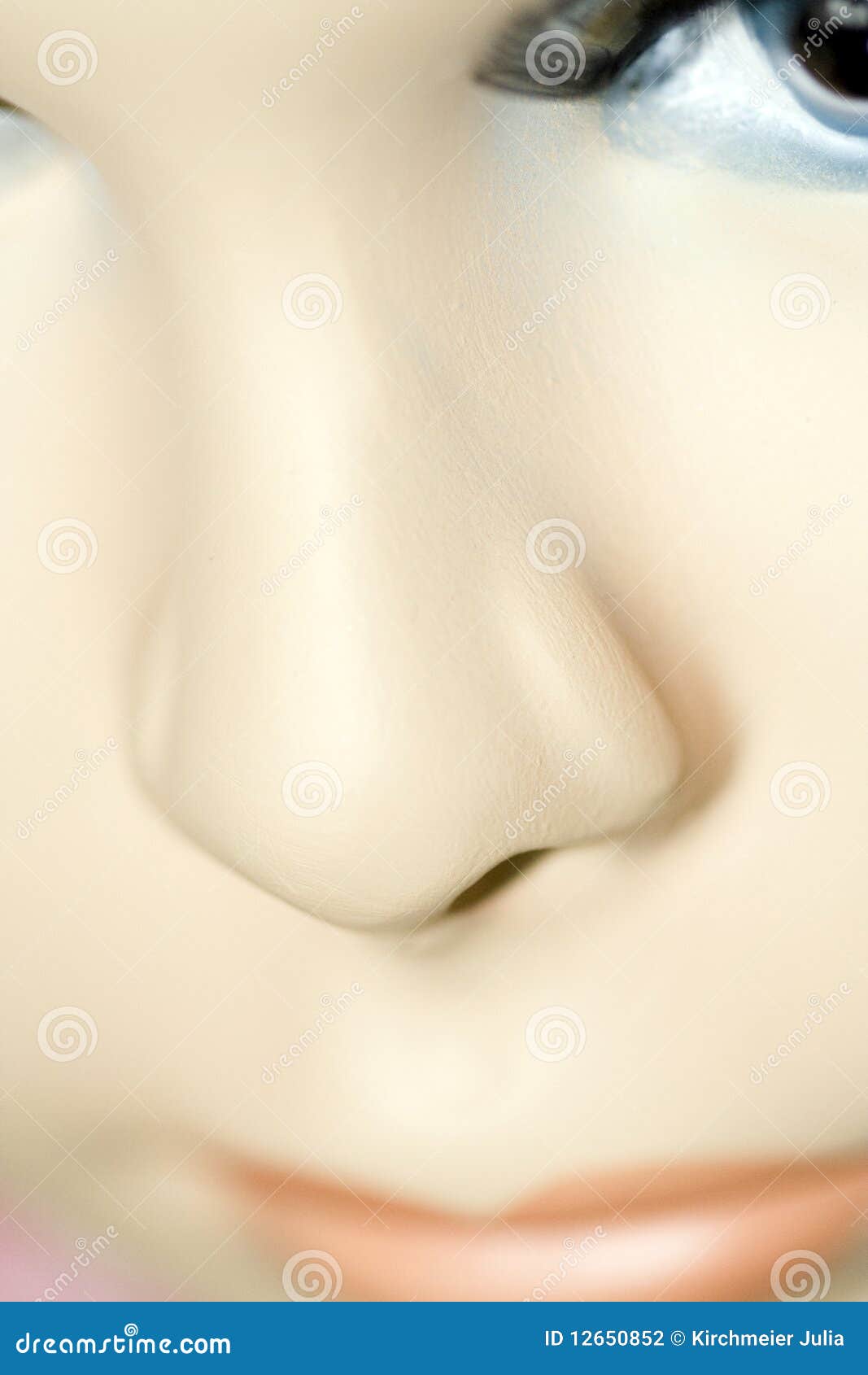 Face of dummy in make-up stock photo. Image of clean - 12650852