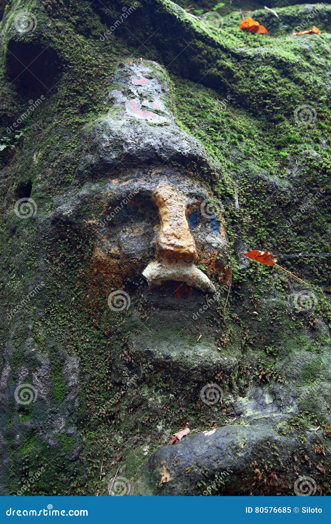 Rock Relief Statues On The Wall From Nicaea Ancient City. Iznik, Bursa ...