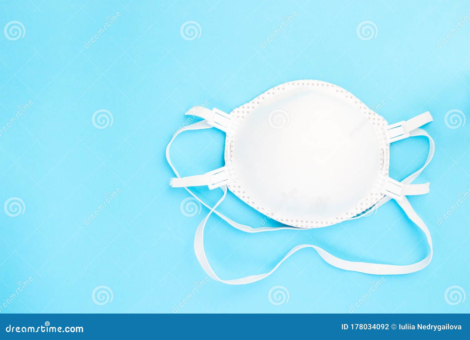 Face Mask on a Blue Background, Top View, Horizontal, Top View Stock ...