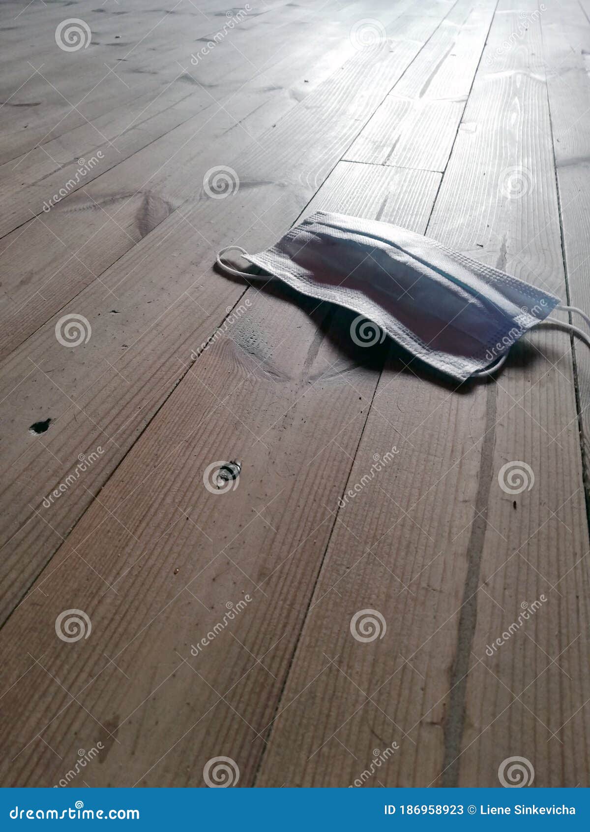 Face Mask on a Wooden Floor Stock Image - Image of medicina, wooden ...