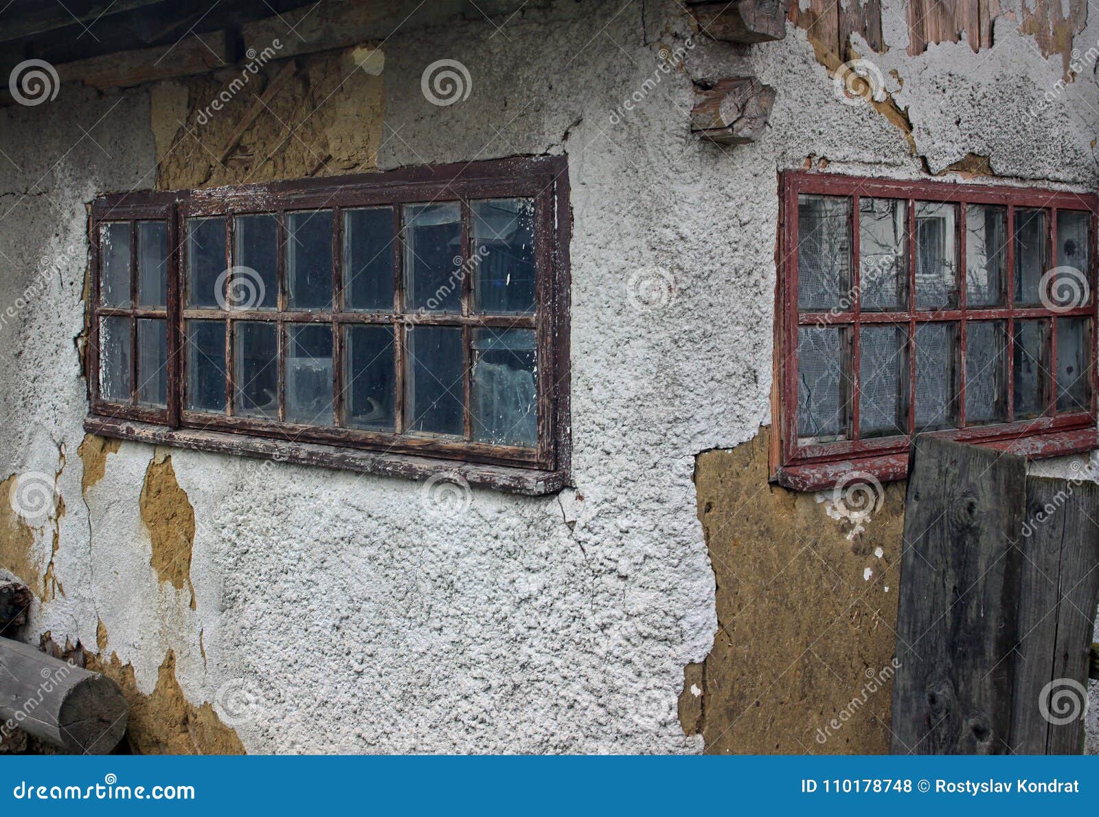 The Face of an Old Building Stock Photo - Image of grunge, glass: 110178748