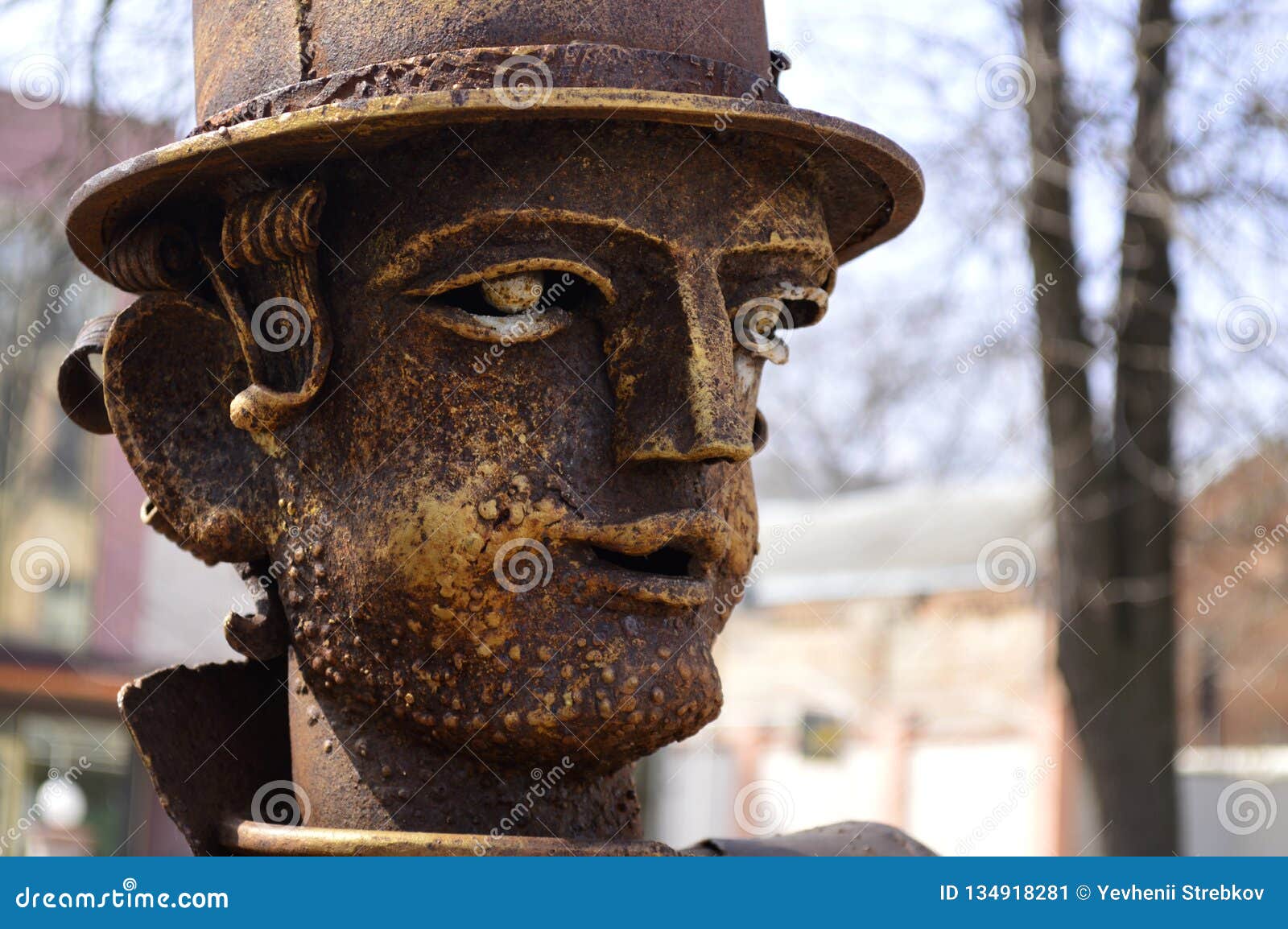 Face of an Old Rusty Statue Stock Image - Image of face, outdoor: 134918281