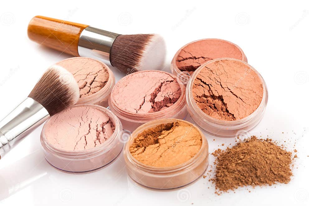 Face powder and brush stock image. Image of decorative - 32271165