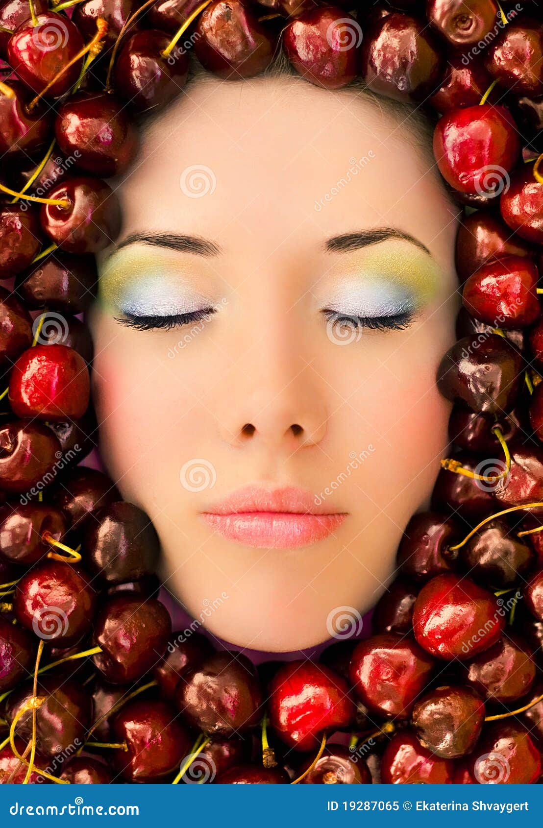 Face surrounded by fruit stock image. Image of girl, cosmetics - 19287065