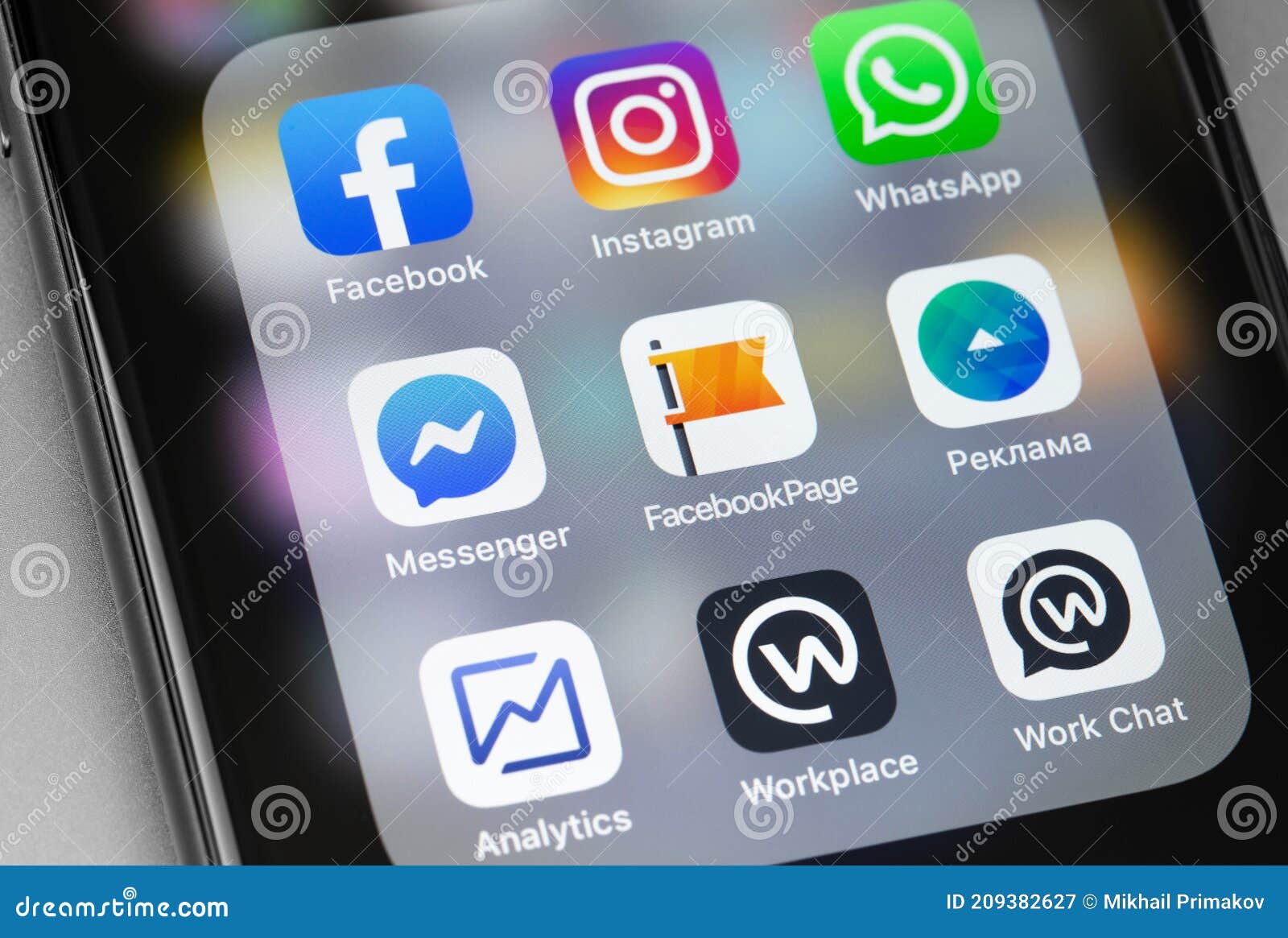 Facebook Ads Icon Apps on the Screen Editorial Photography - Image of ...