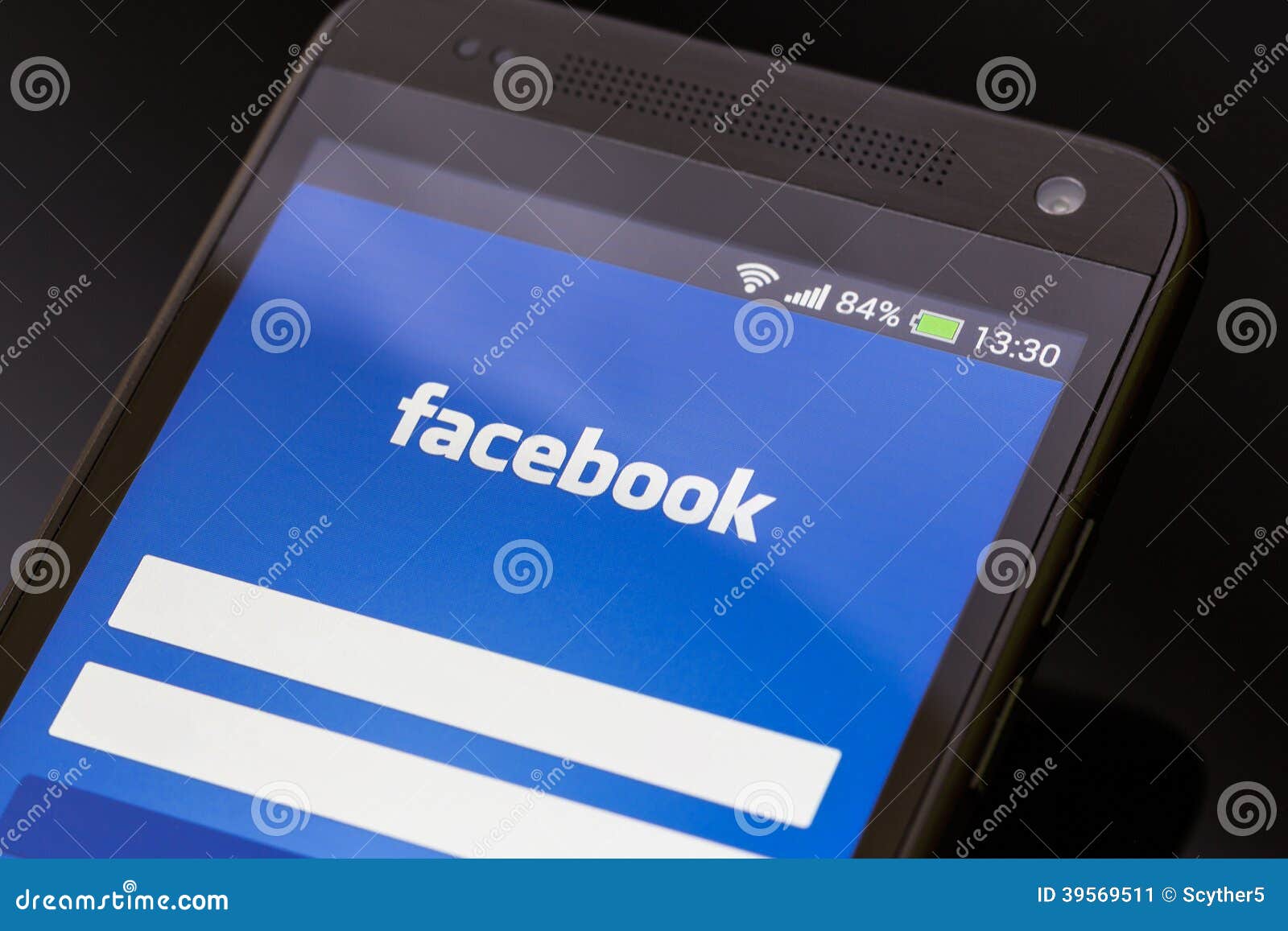 Facebook Application on Smart Phone Screen. Editorial Photo - Image of ...