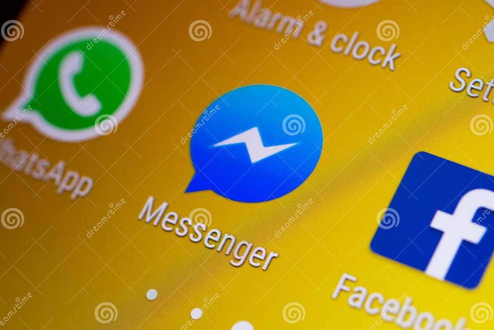 Facebook Messenger Application Thumbnail / Logo on an Android ...