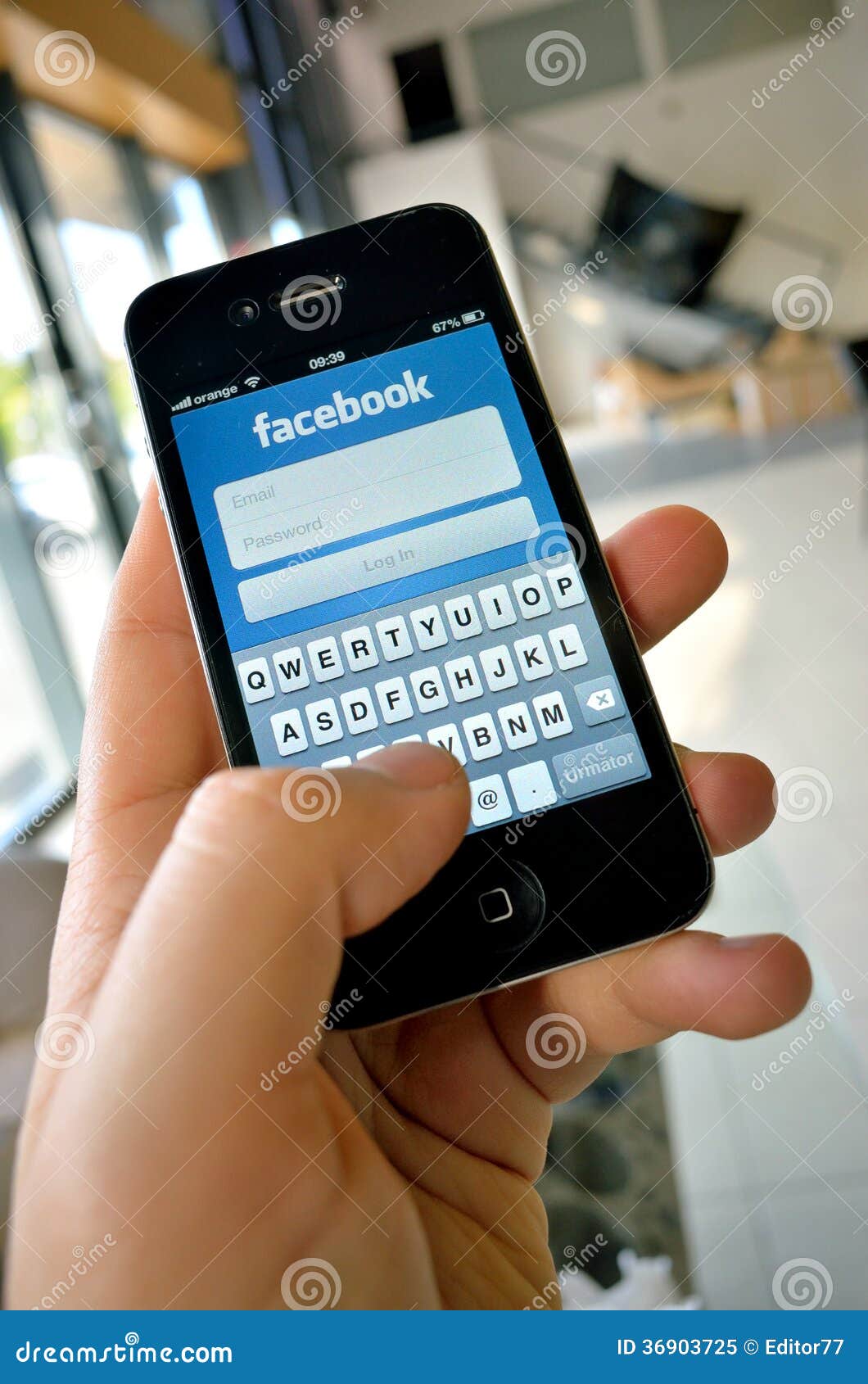 Facebook on Iphone 4S editorial image. Image of connection - 36903725