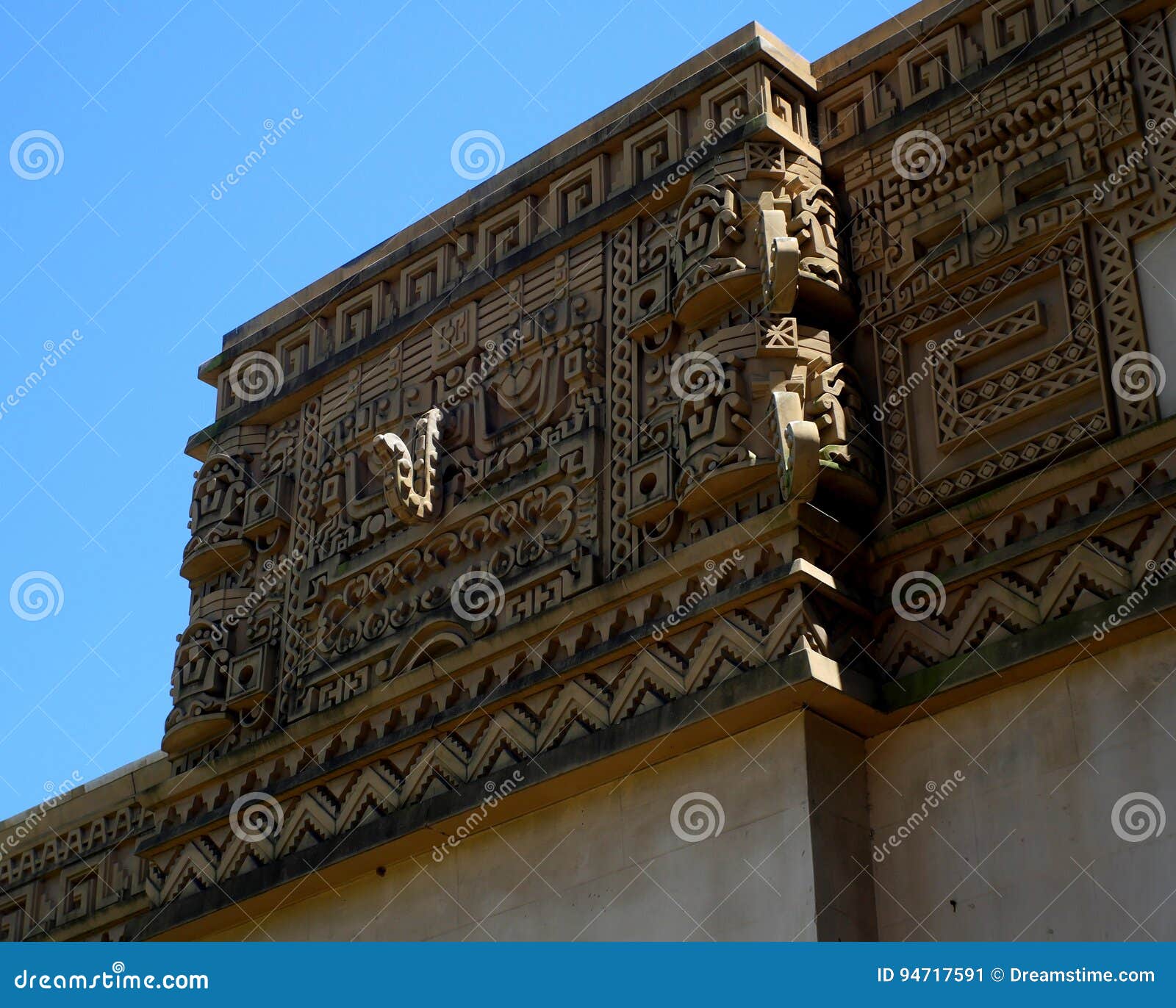 Fachada azteca imagen de archivo. Imagen de estilo, edificio - 94717591