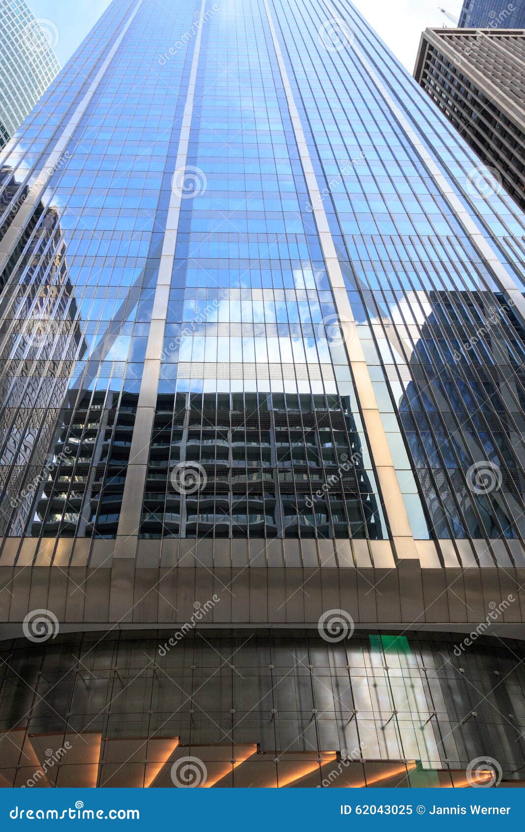 Fachada Del Rascacielos De Chicago Imagen de archivo - Imagen de ciudad ...