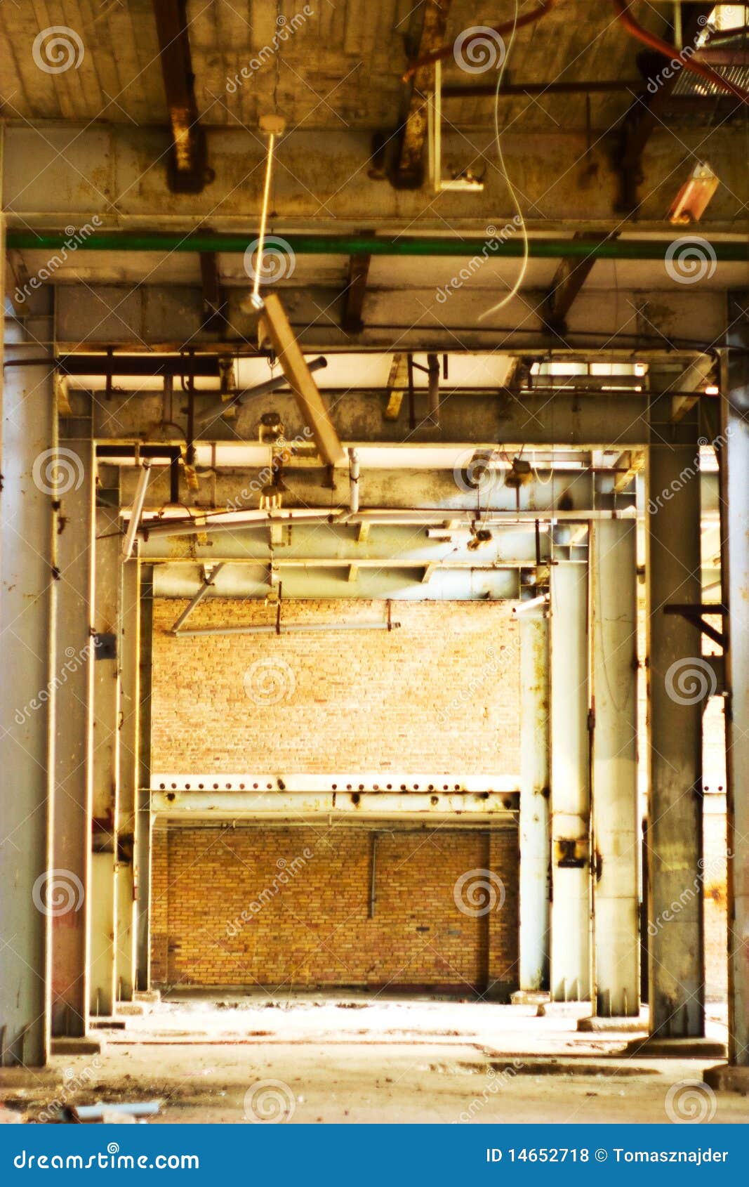 Factory stock photo. Image of dark, junk, deserted, destruction - 14652718