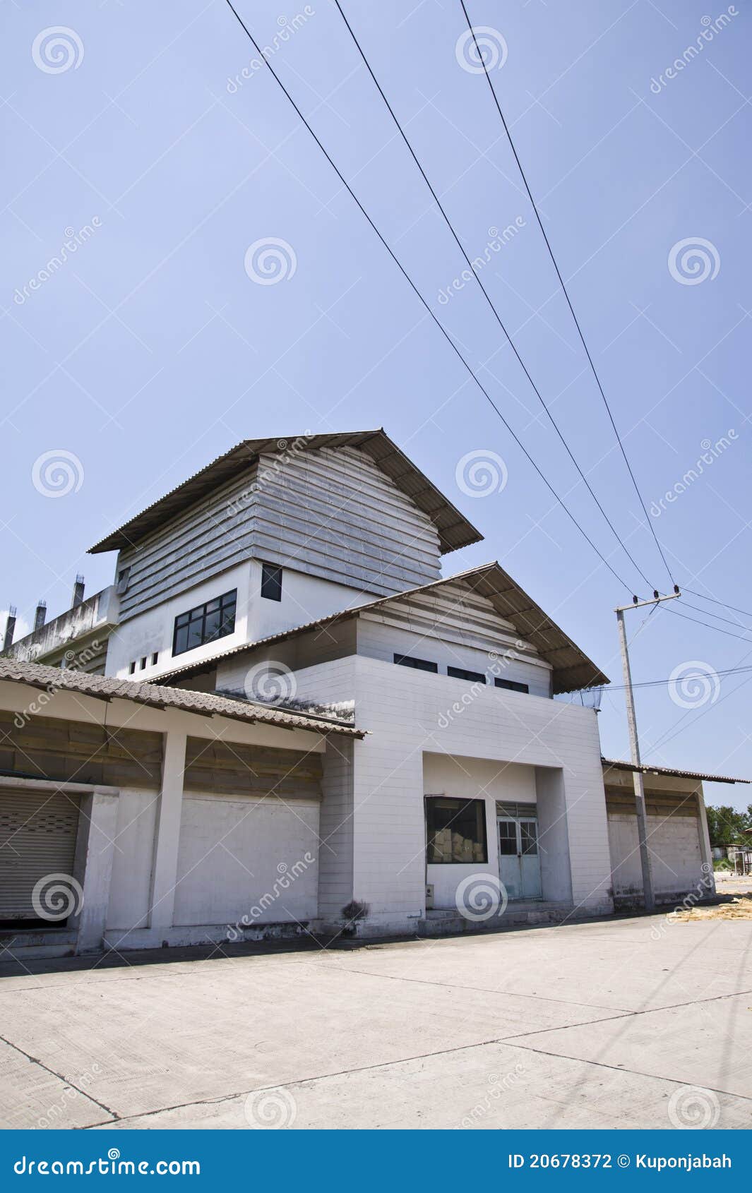 Factory building stock photo. Image of city, brick, building - 20678372