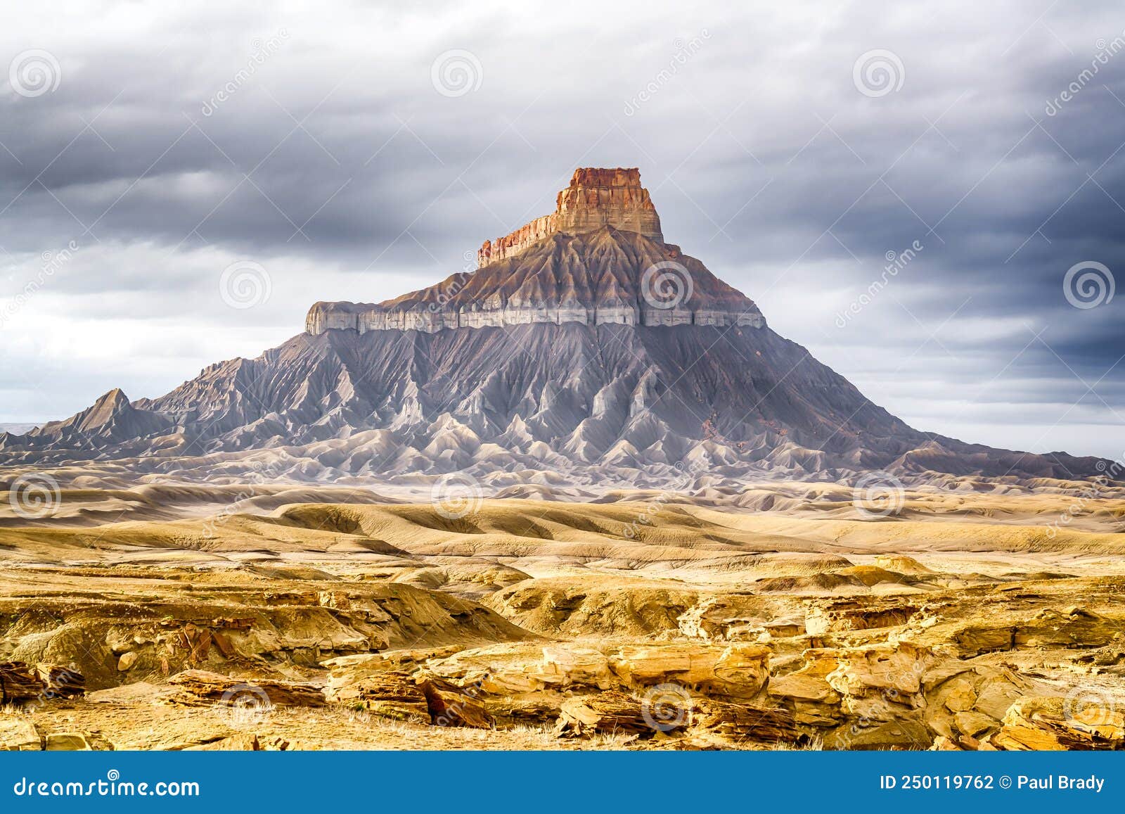 Factory Butte in Utah stock photo. Image of reef, hanksville - 250119762