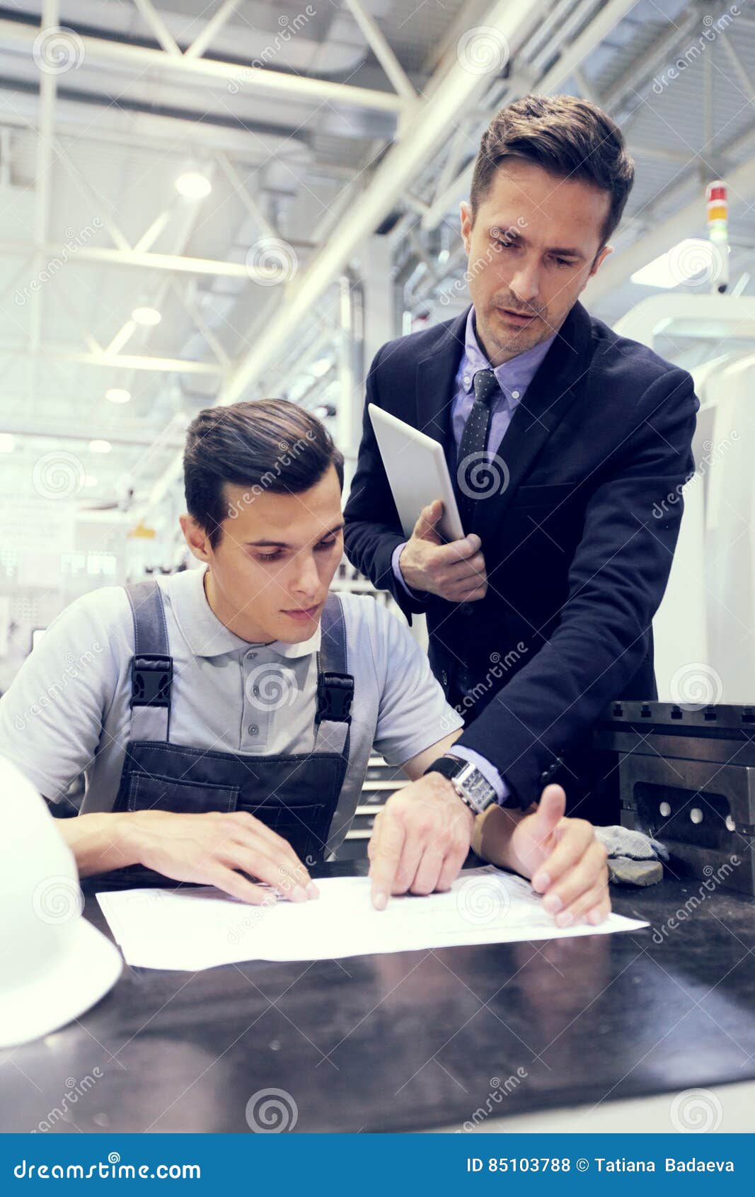 Factory manager and worker stock photo. Image of workshop - 85103788