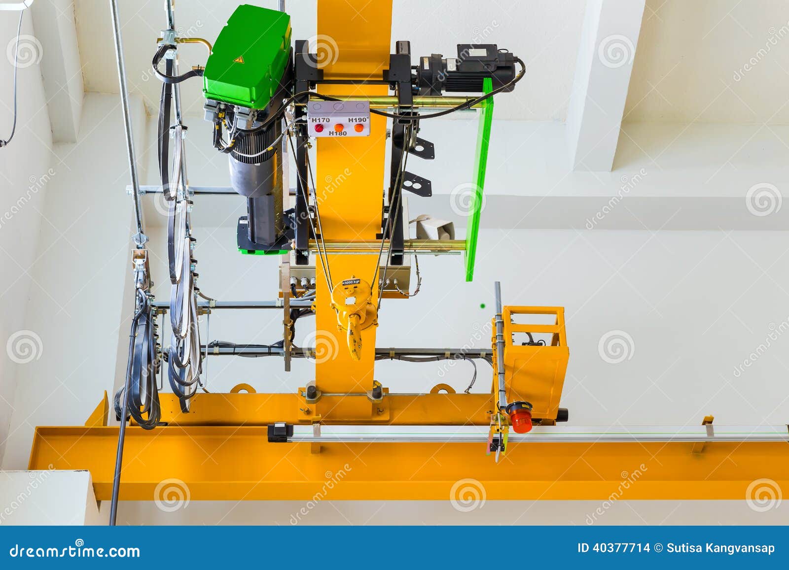Factory overhead crane stock photo. Image of overhead - 40377714