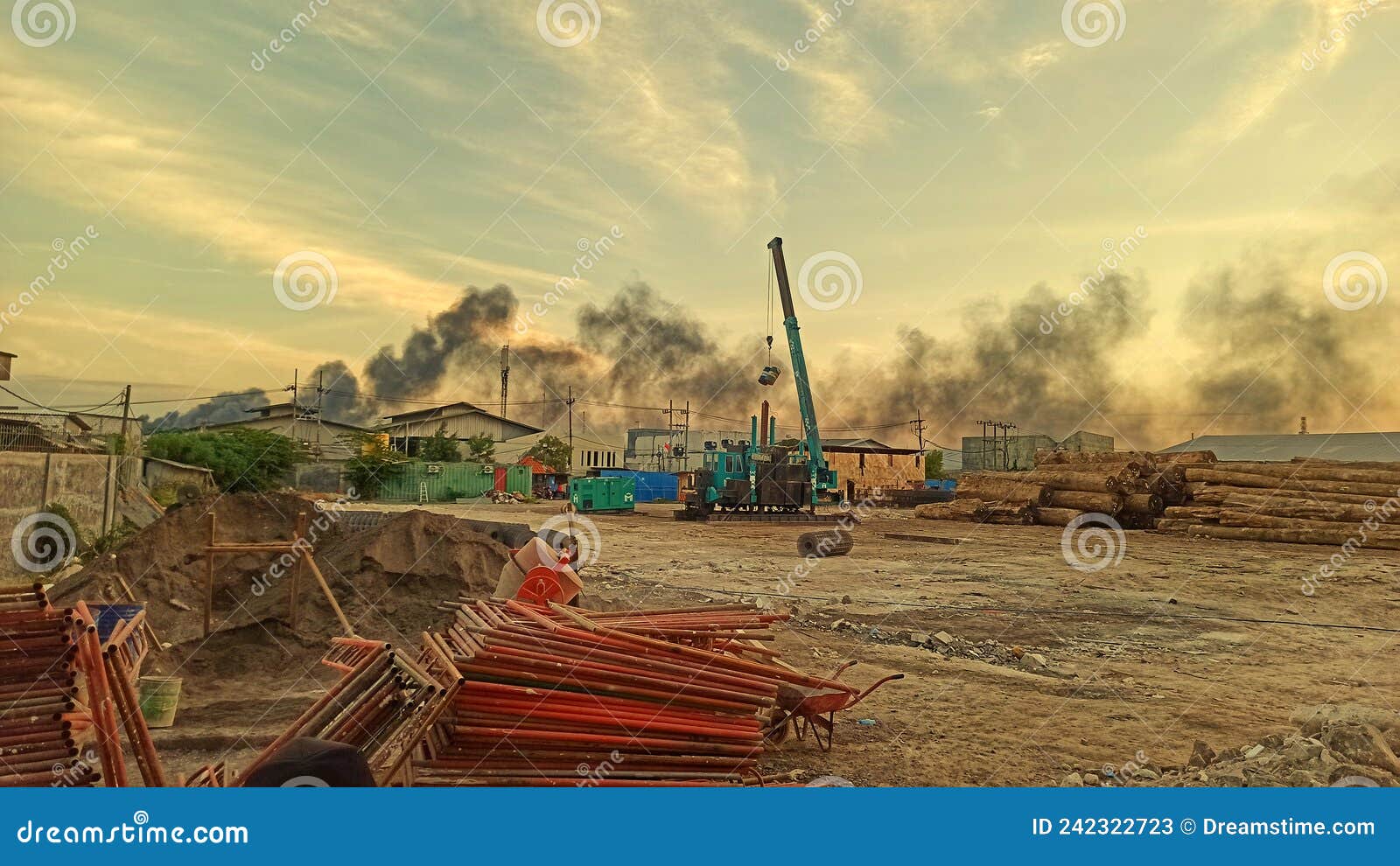 Factory Pollution that Pollutes the Environment Editorial Stock Photo ...