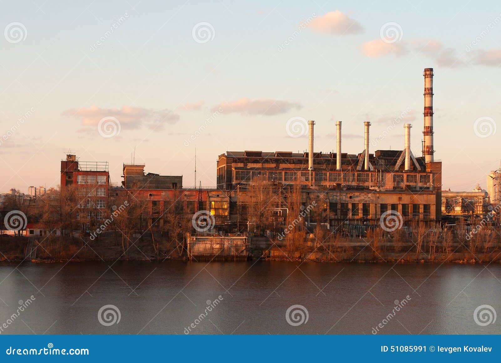 Factory at sunset stock image. Image of petrolium, light - 51085991