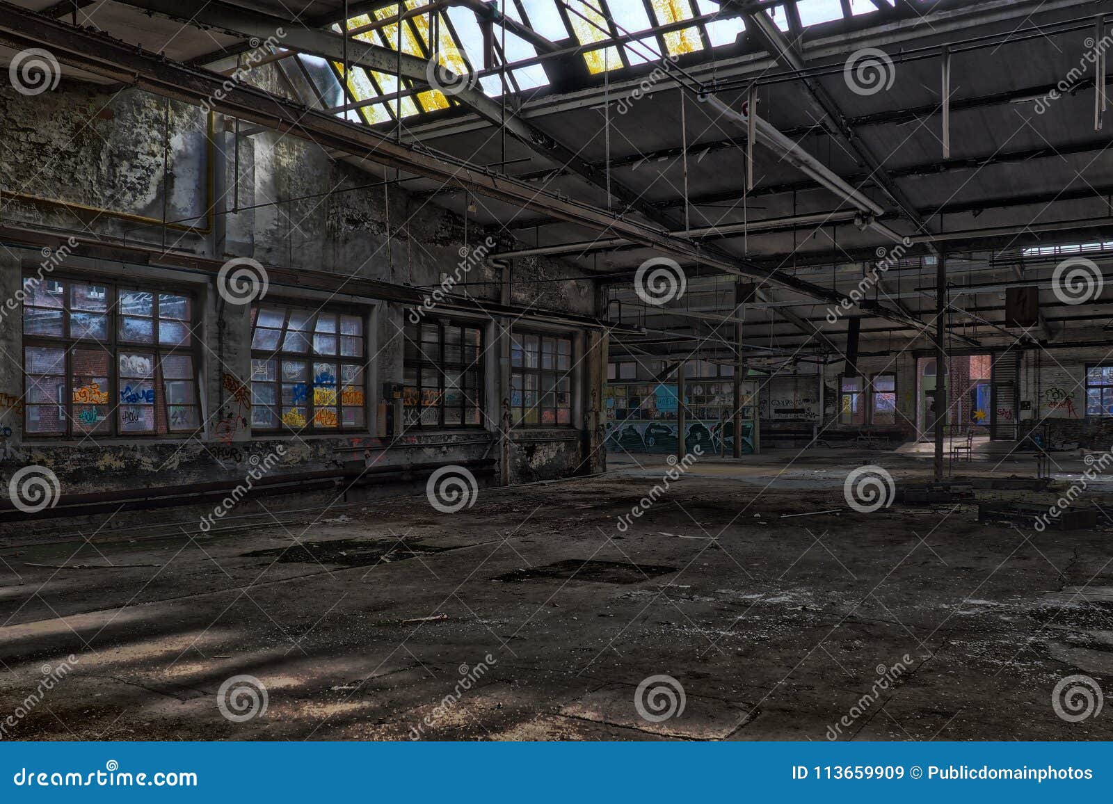 Factory, Urban Area, Industry, Warehouse Picture. Image: 113659909
