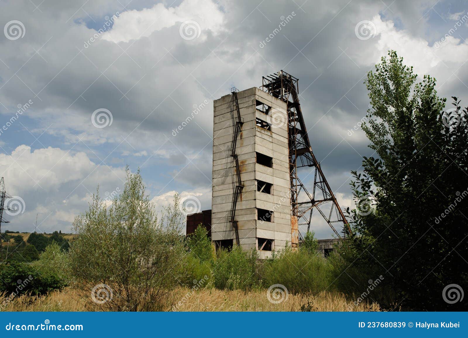 Factory. Vertical Shaft of an Abandoned Salt Mine in Ukraine Stock ...