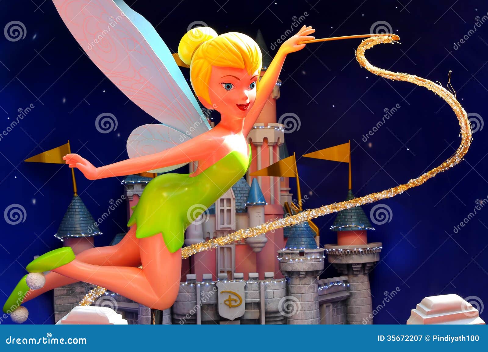 A Fada Pequena De Disney, Sino Do Funileiro Fotografia Editorial ...