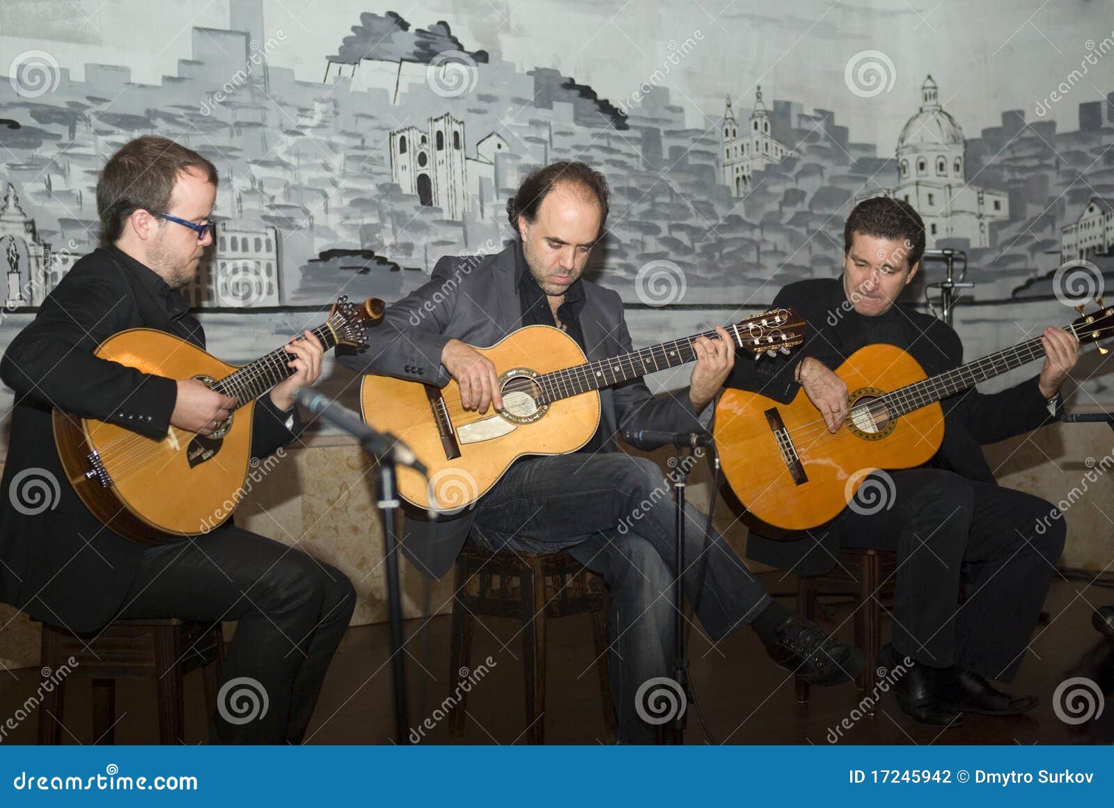 Fado - Playing a Traditional Portuguese Guitar Editorial Photography ...