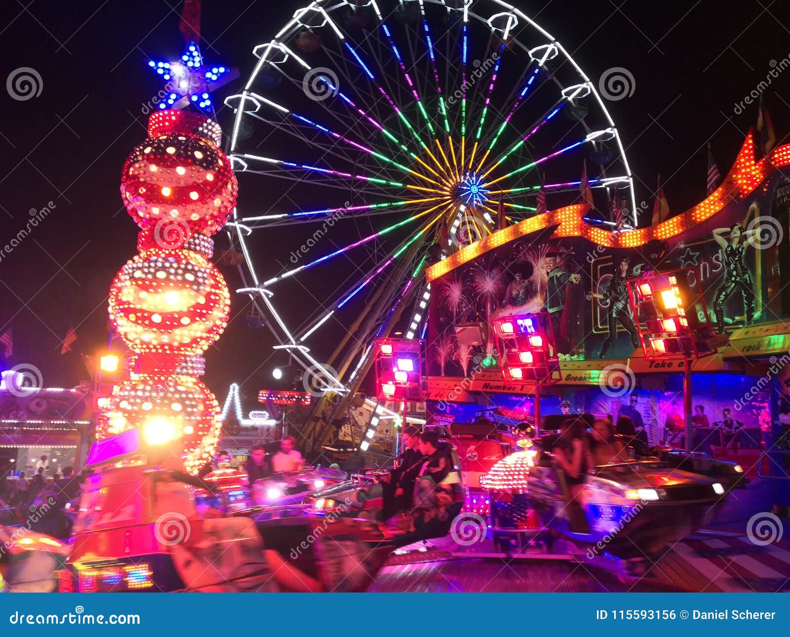 Fair editorial photo. Image of lights, night, summer - 115593156