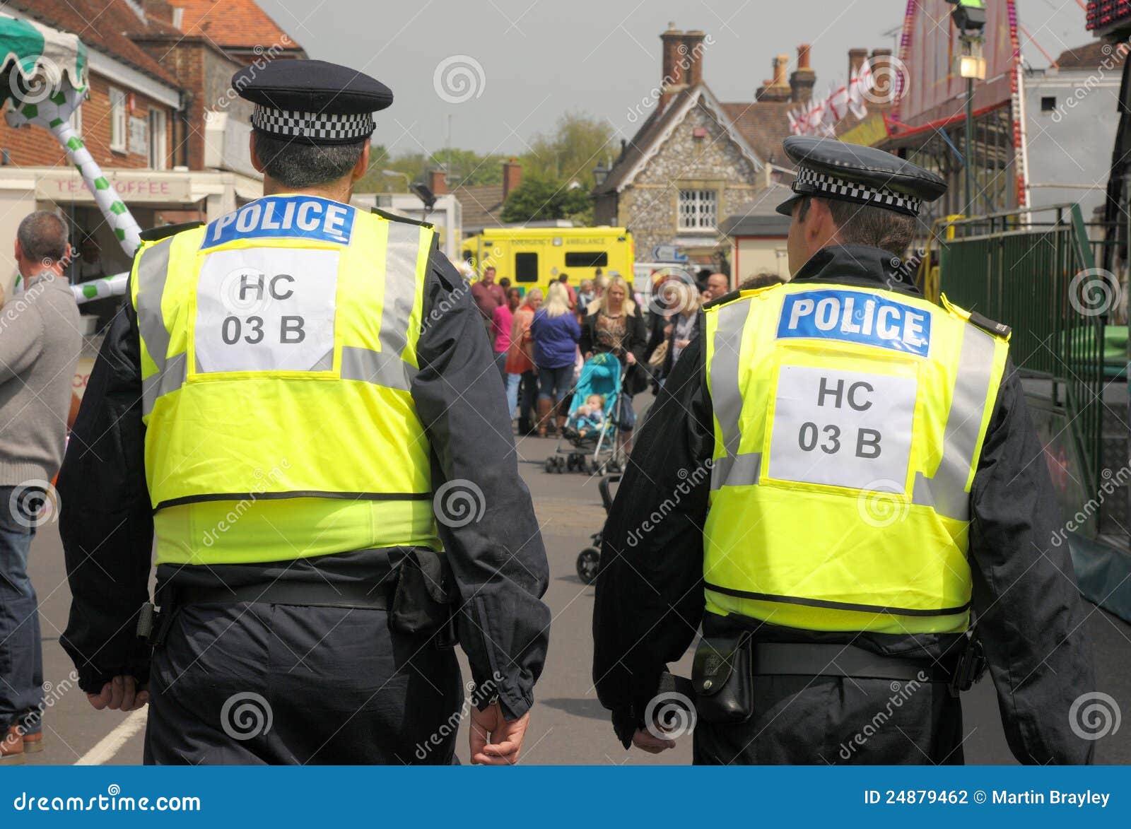 Fairground police patrol editorial photography. Image of wickham - 24879462
