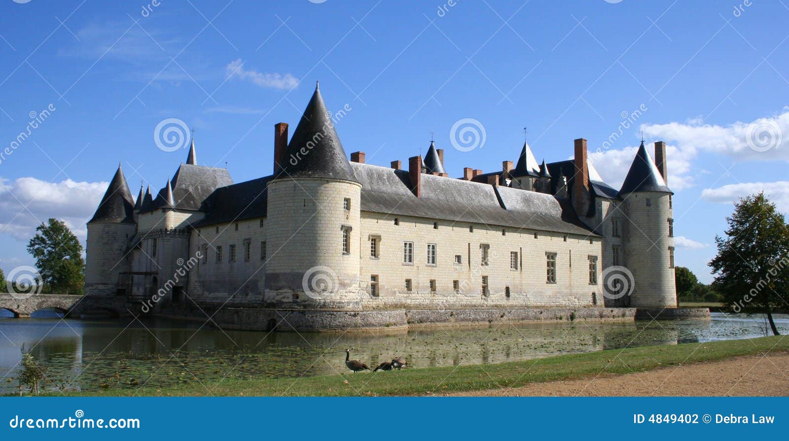 Fairy Tale Chateau, France Picture. Image: 4849402