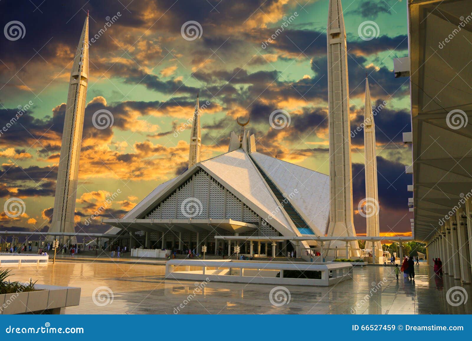 Faisal Mosque stock image. Image of mosque, faisal, mosq - 66527459
