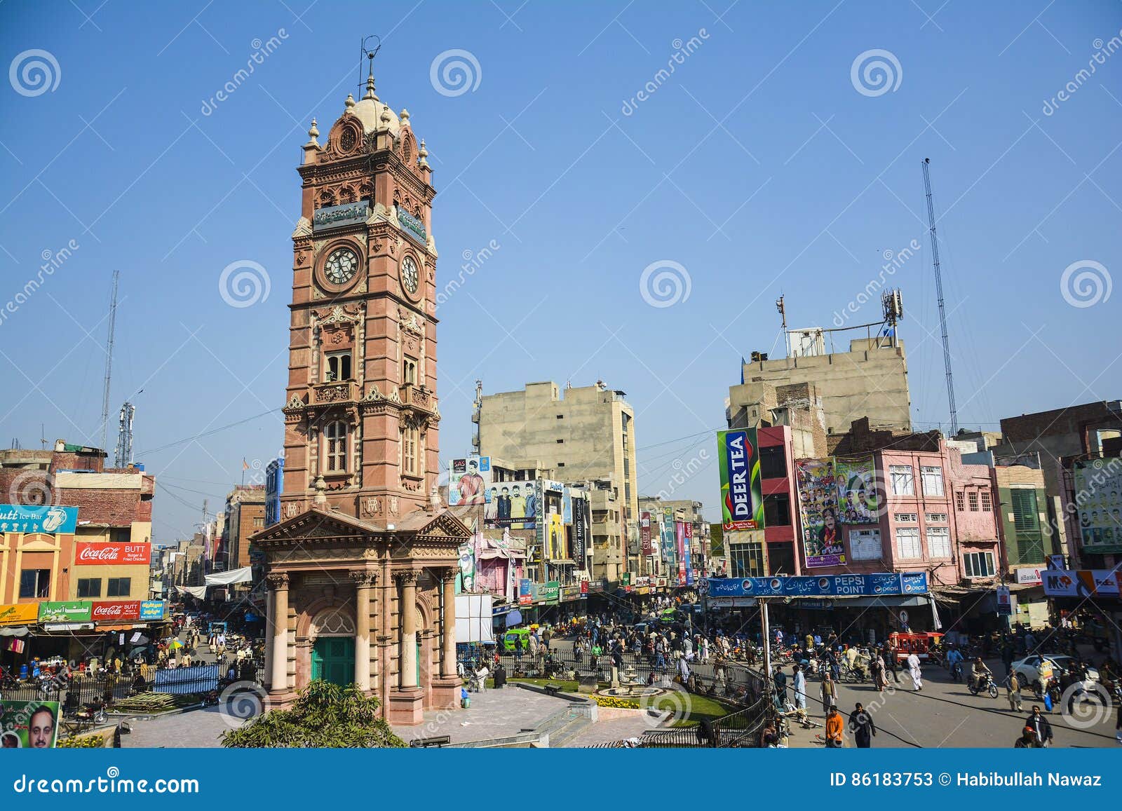 Faisalabad Clock Tower editorial stock photo. Image of ghanta - 86183753