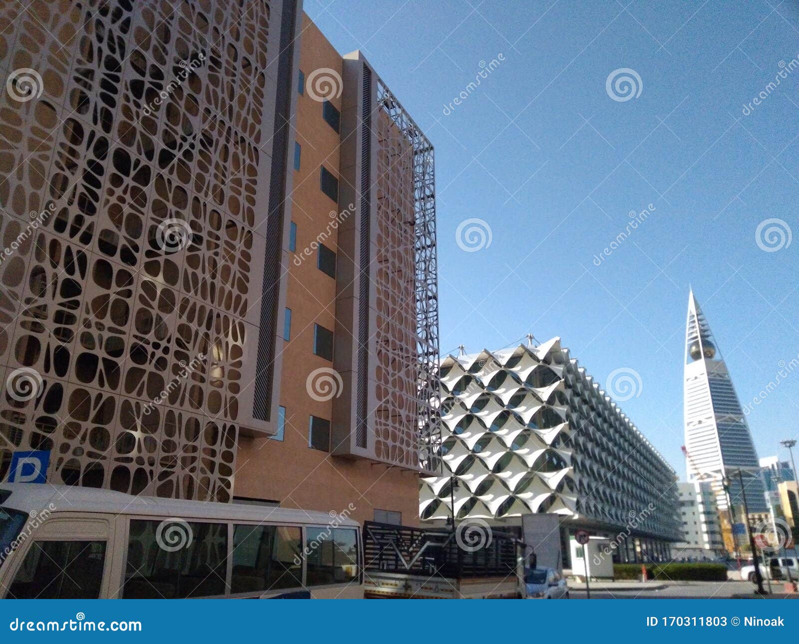 Faisaliah Pyramid Shape Building in Perspective View and Iconc National ...