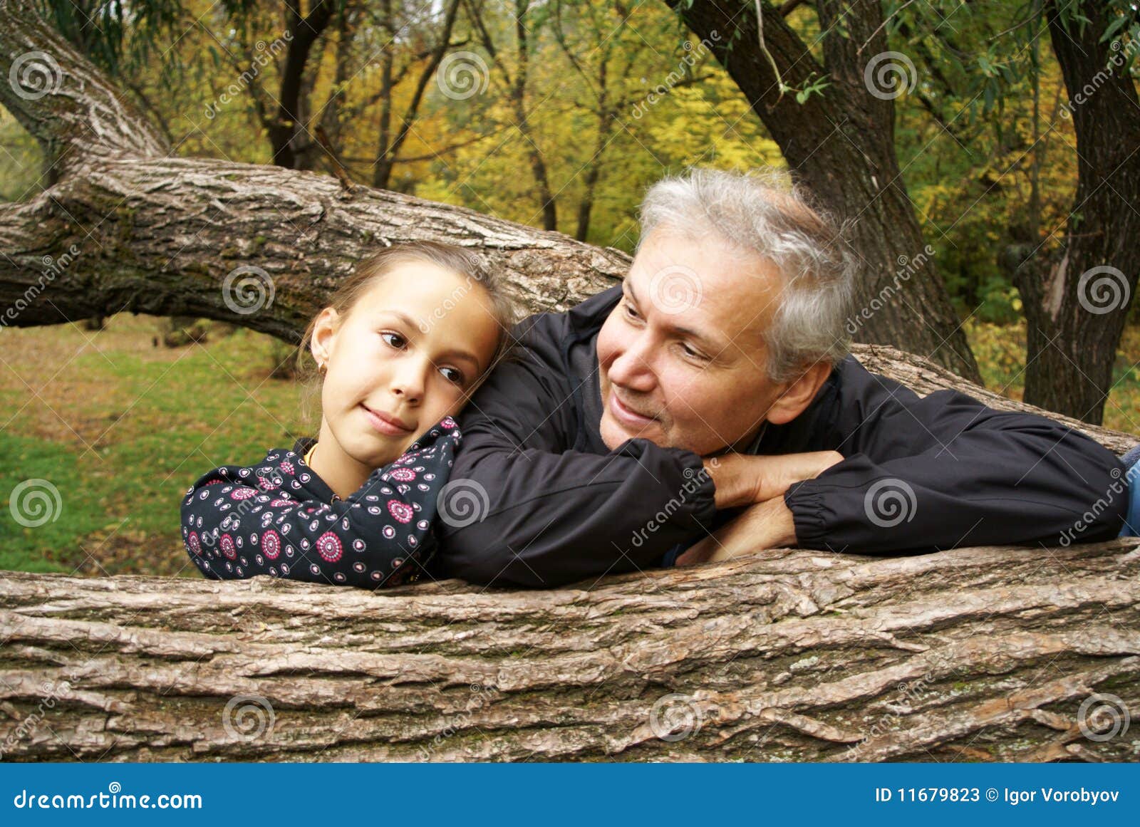 Fala do pai e da filha imagem de stock. Imagem de feliz - 11679823