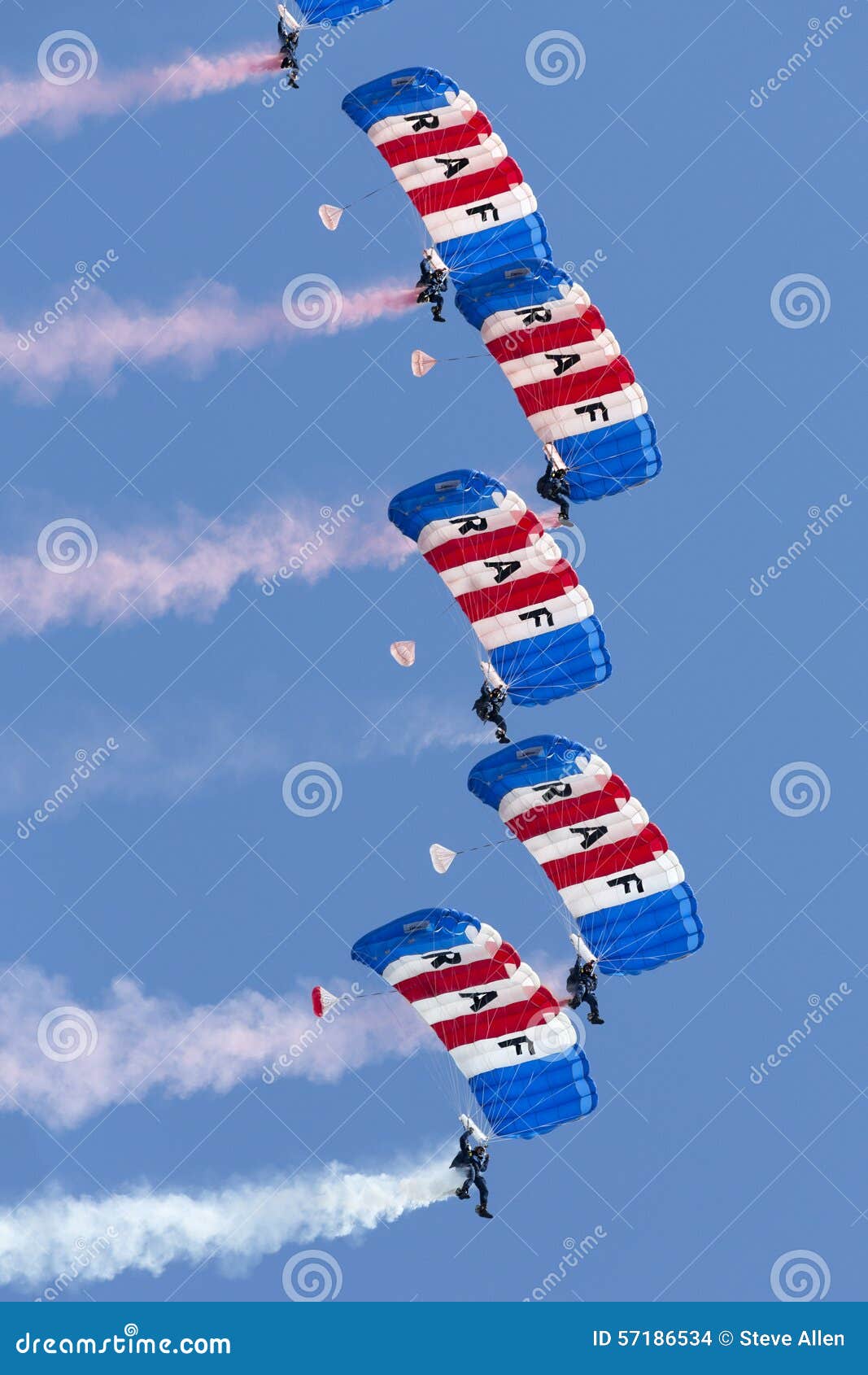 Falcons Parachute Display Team Editorial Stock Image - Image of ...