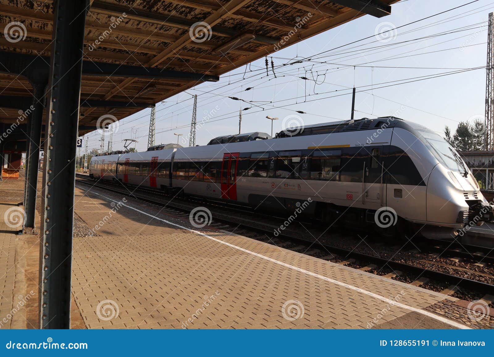 `Falkenberg/Elster` editorial photo. Image of platform - 128655191