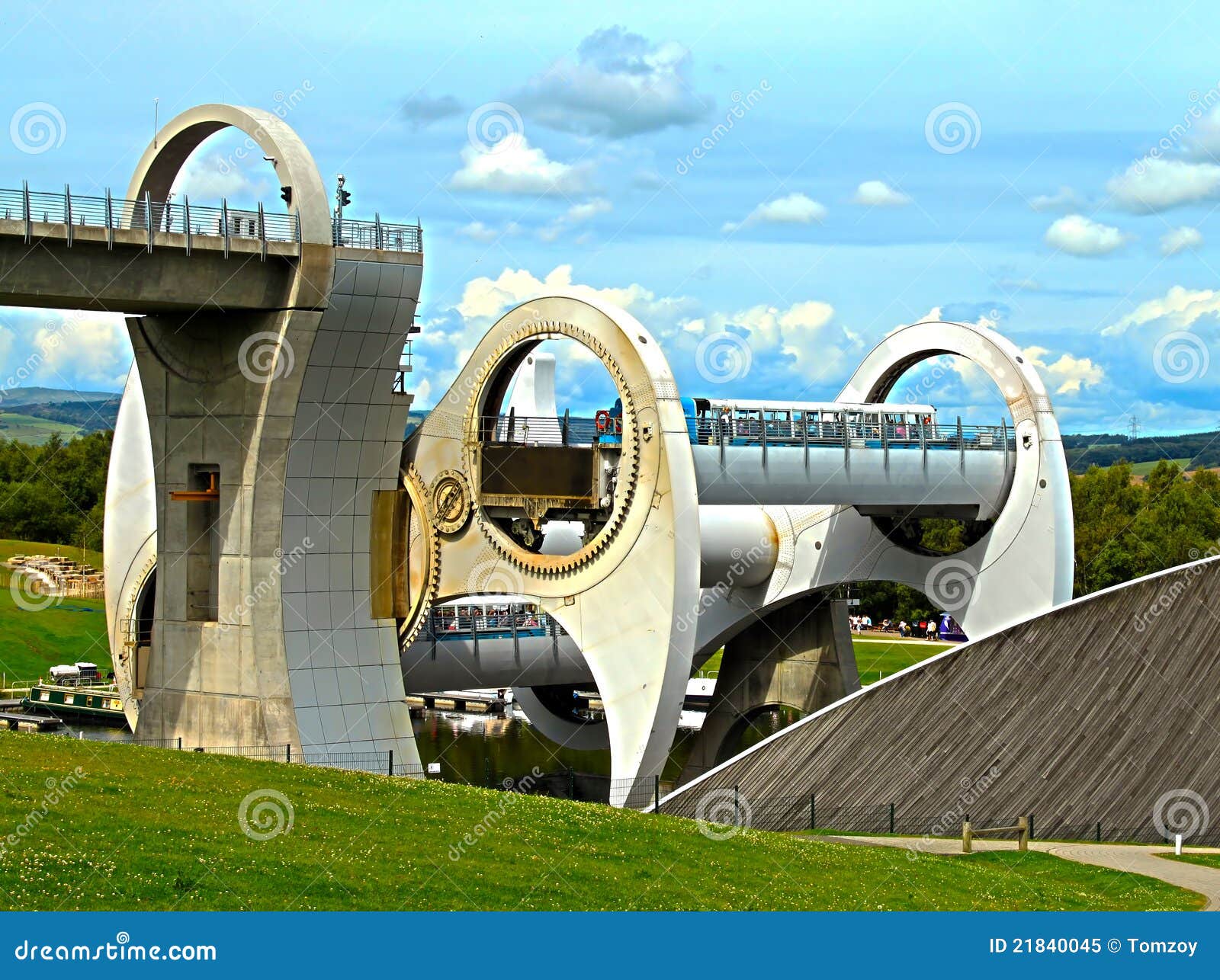 The falkirk wheel stock image. Image of tunel, white - 21840045