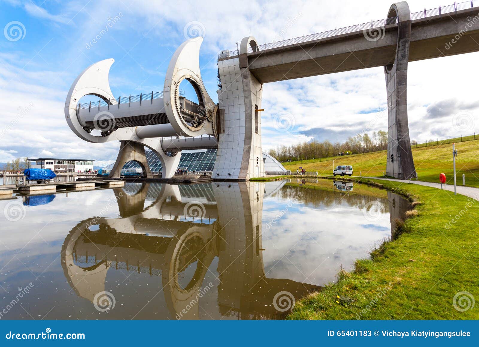 Falkirk Wheel Scotland stock image. Image of reflection - 65401183