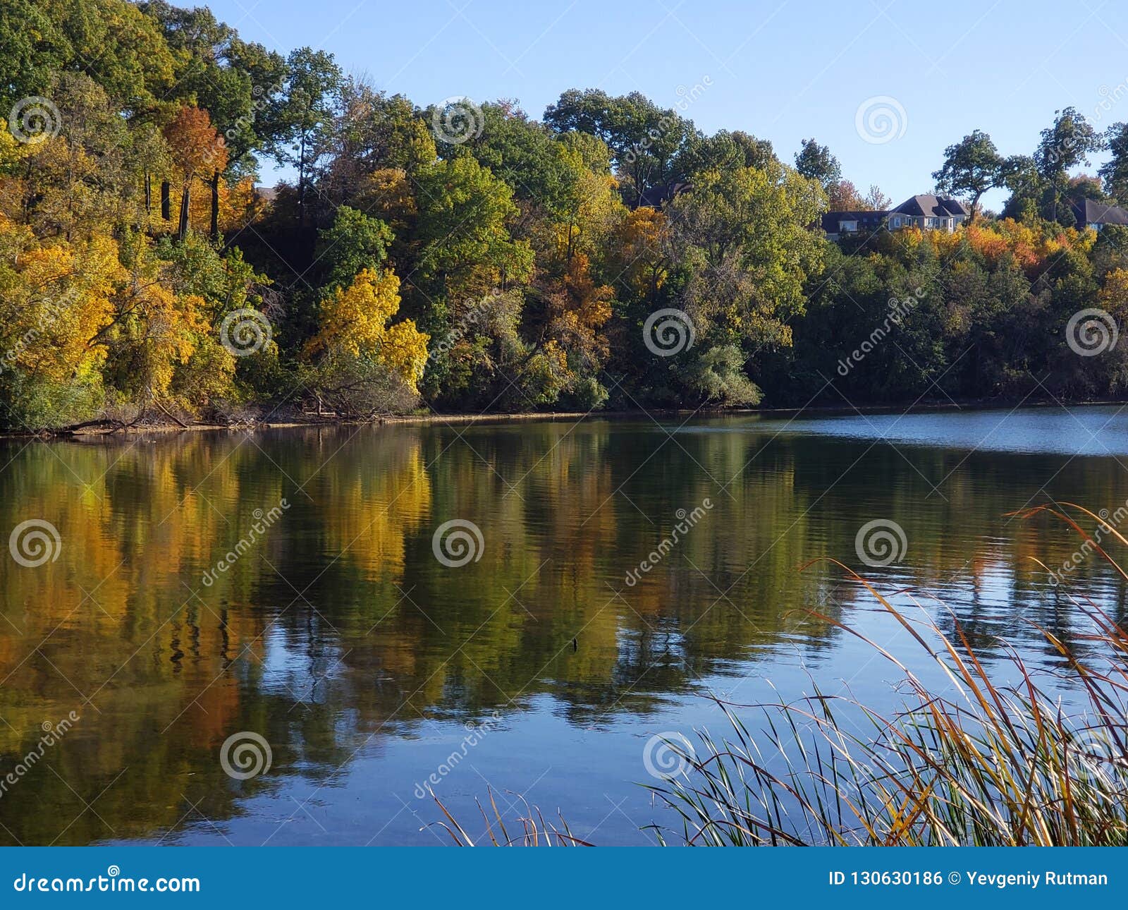 Fall Around the Lake Ontario Stock Photo - Image of side, south: 130630186