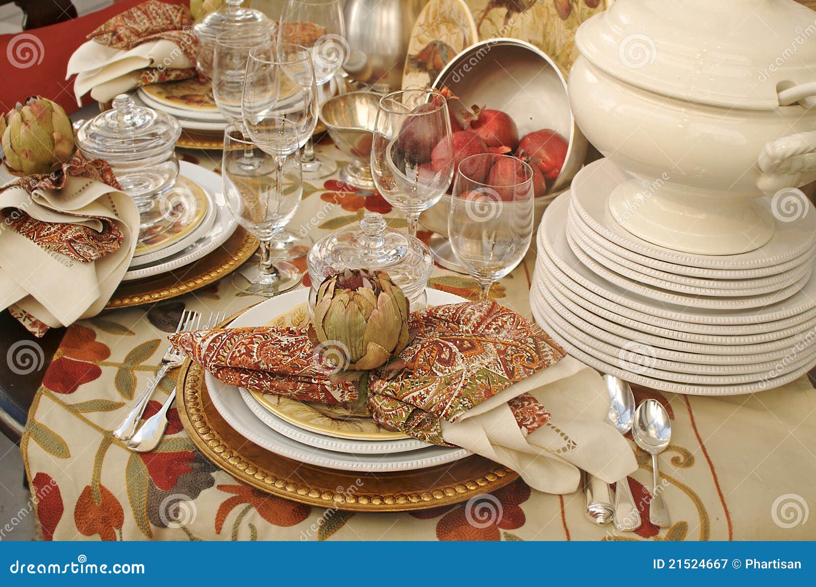 Fall dinner table setting stock image. Image of table - 21524667