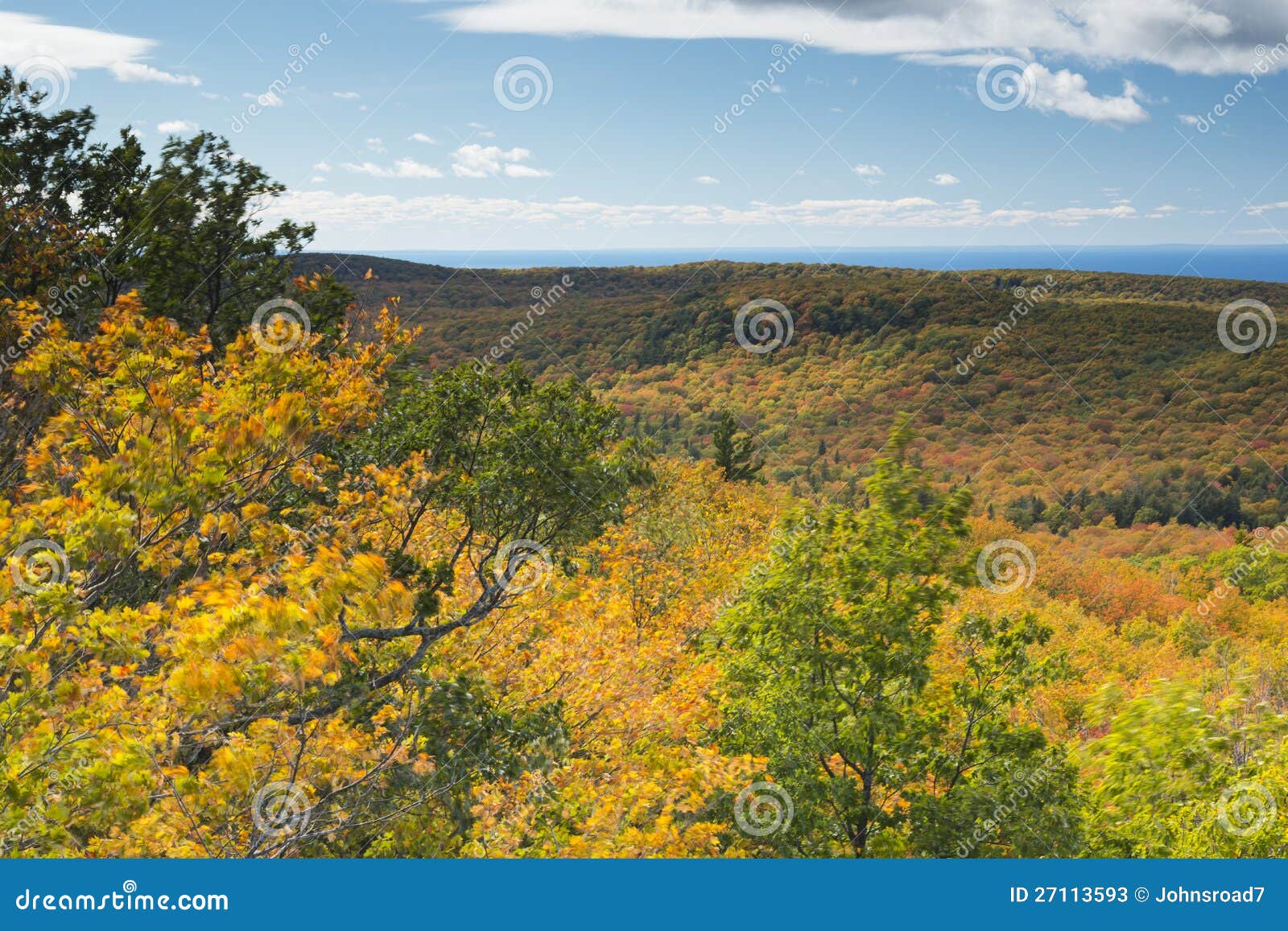 Fall Hills & Lake Superior Stock Image - Image of penninsula, autumn ...