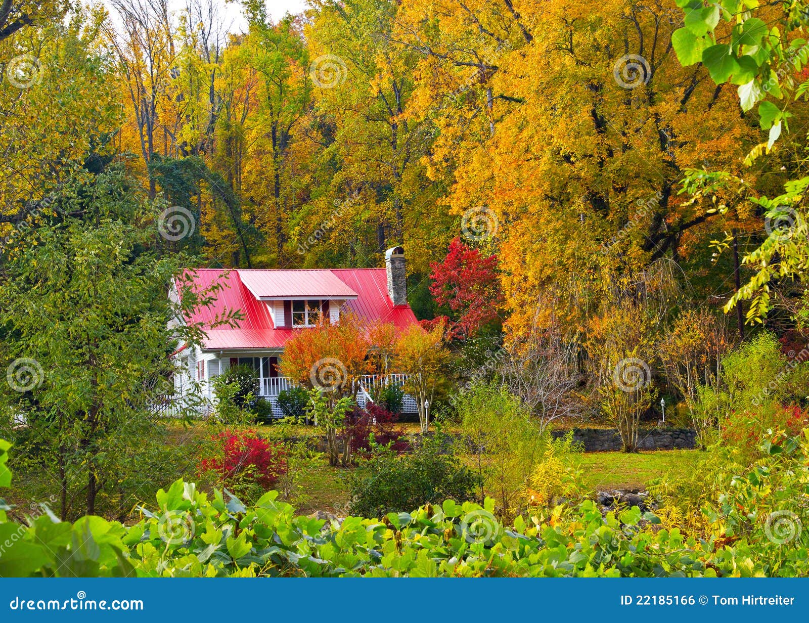Fall Home stock photo. Image of mountain, green, cottage - 22185166