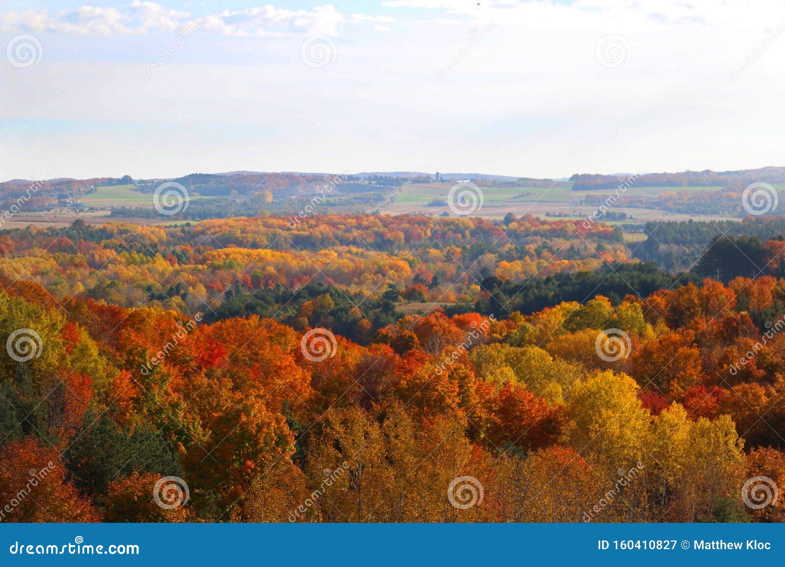 Fall in Northern Michigan stock image. Image of fall - 160410827