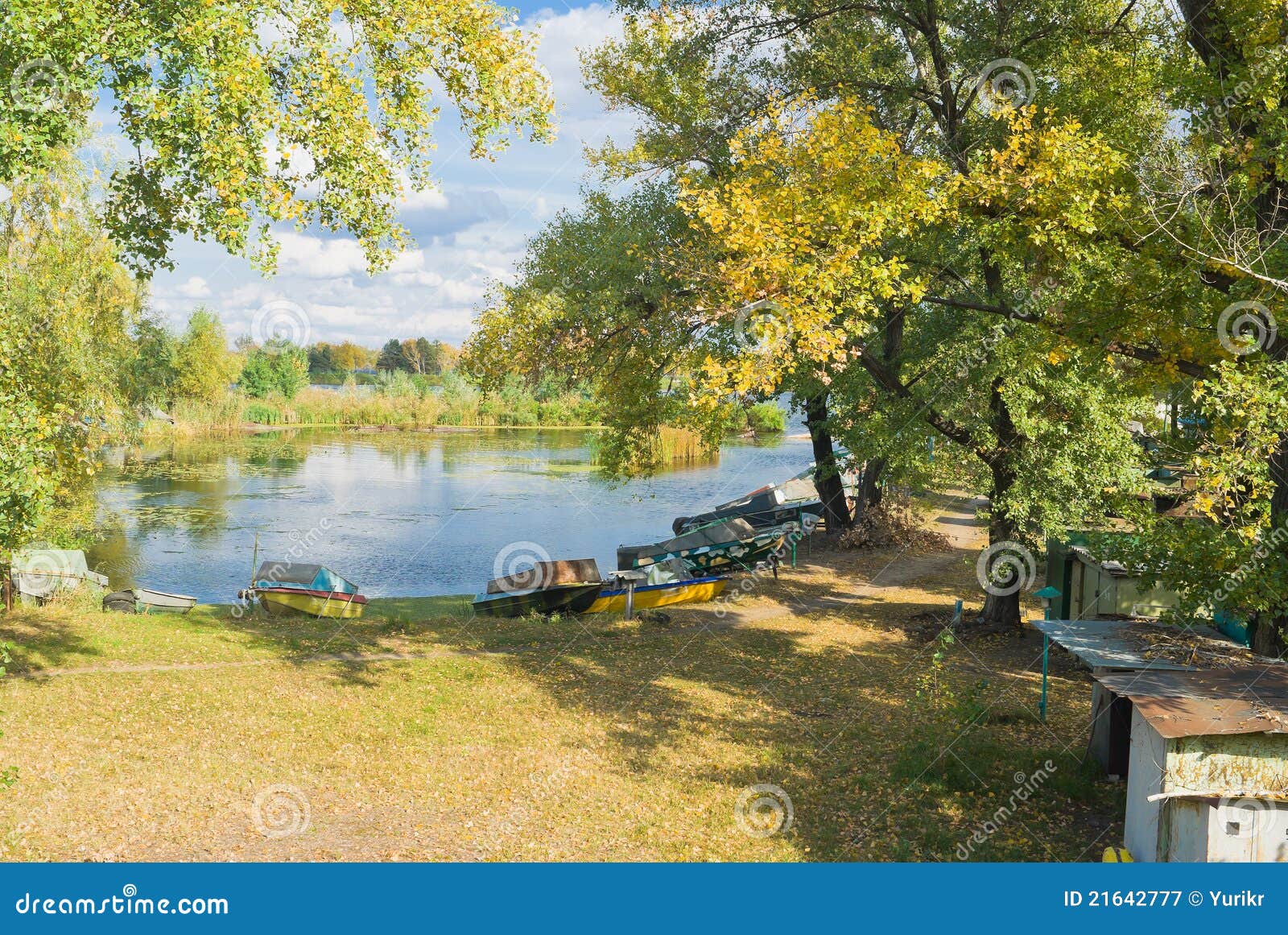 Fall Season at Boating Station Stock Image - Image of boat, haven: 21642777